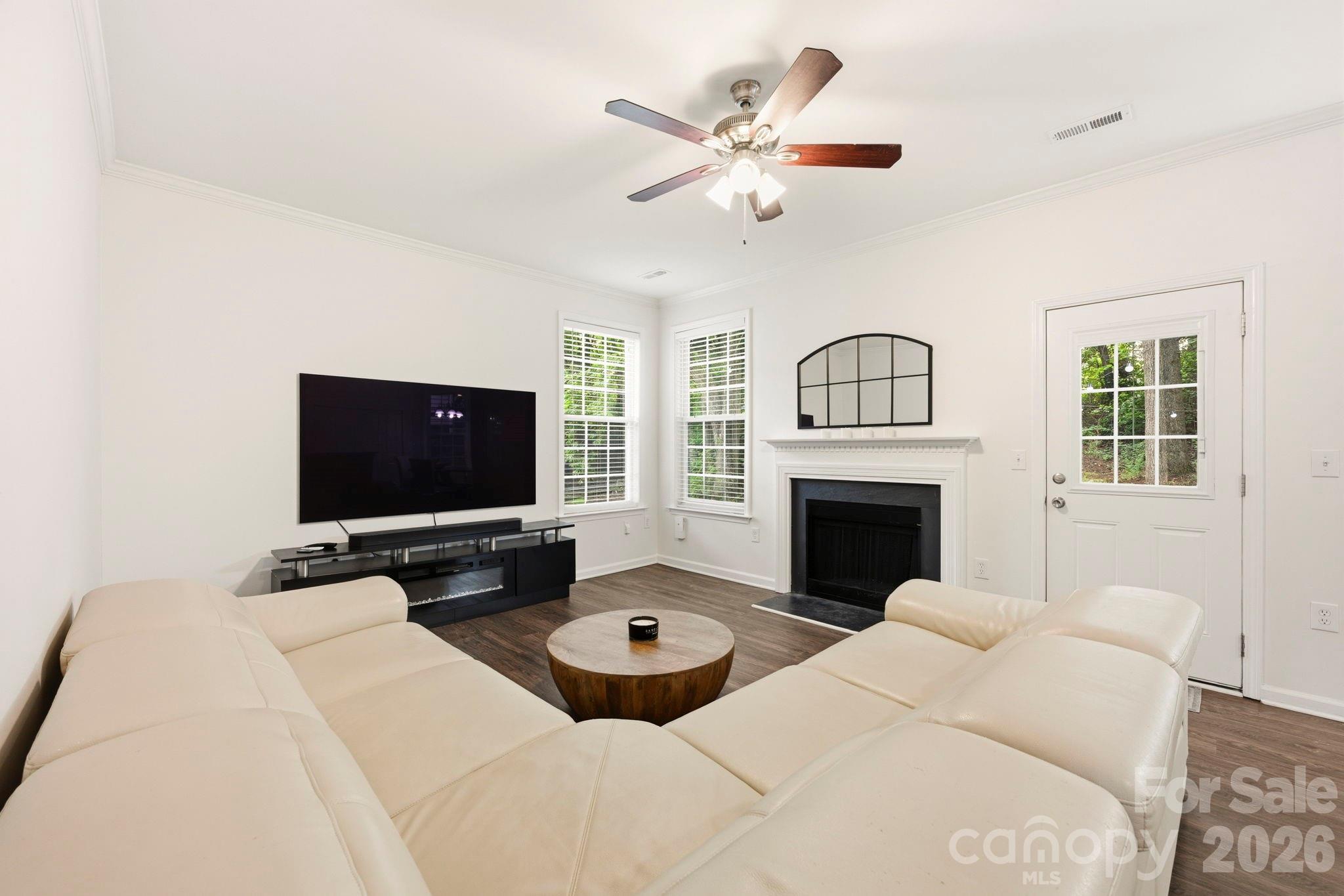 Photo 5 of 4902 Windchase Lane, Charlotte, NC