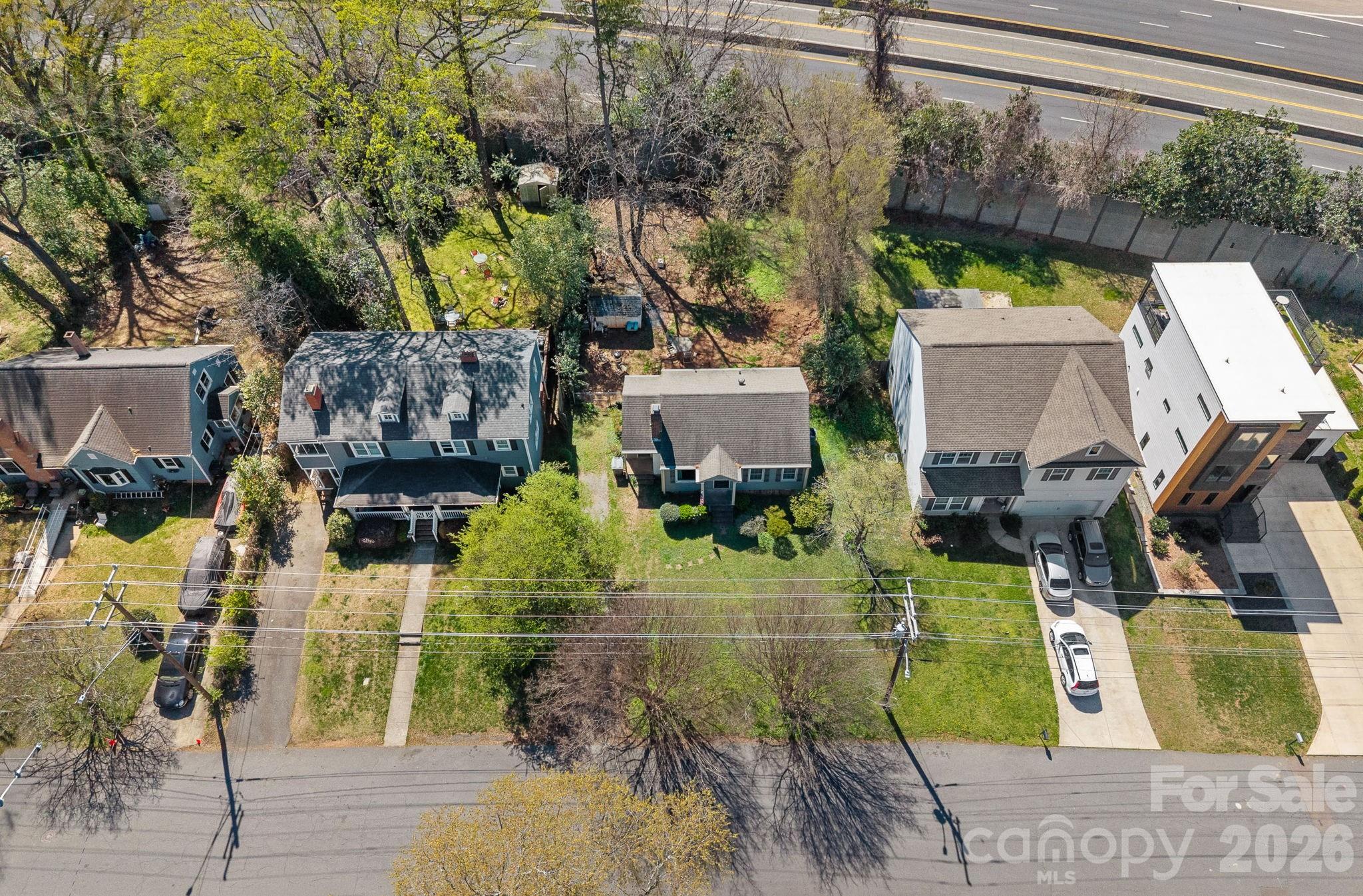Photo 2 of 2818 Shenandoah Avenue, Charlotte, NC