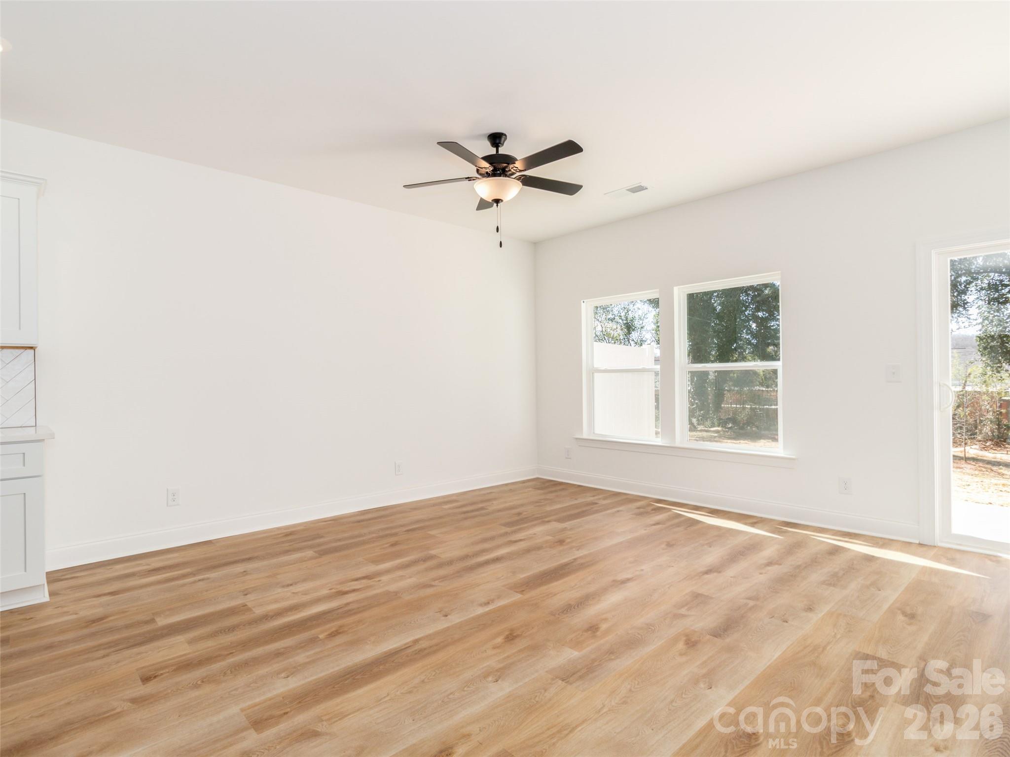2521 Elon Street, Charlotte, NC - photo 9 of 32