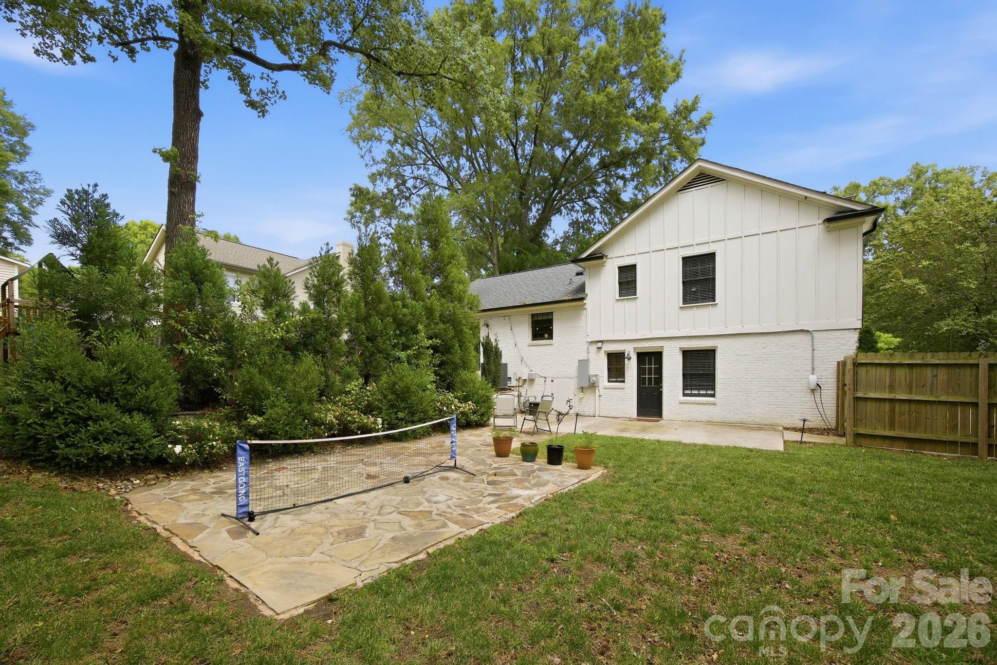 Photo 32 of 1325 Braeburn Road, Charlotte, NC