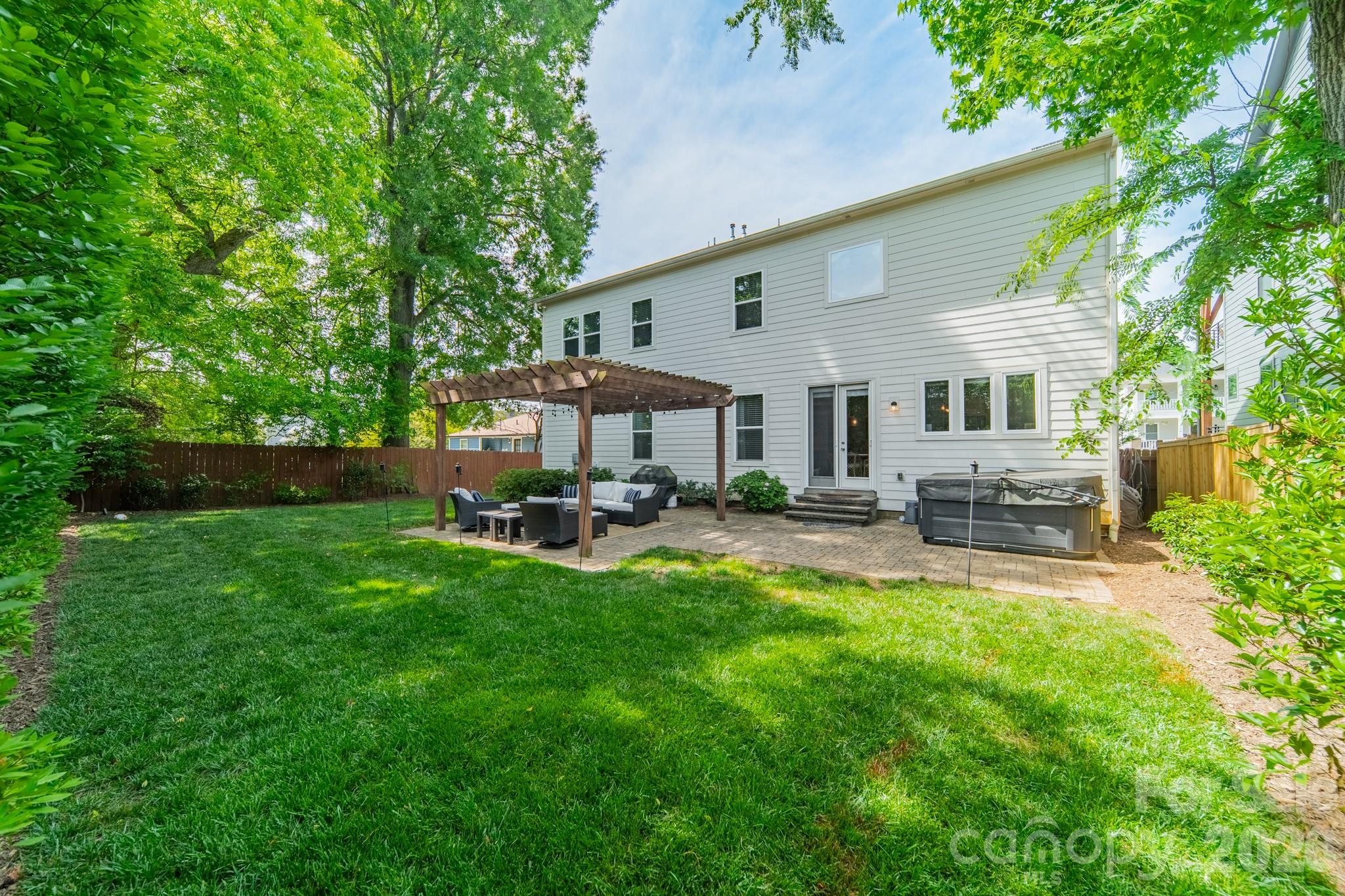 Photo 10 of 515 Greystone Road, Charlotte, NC