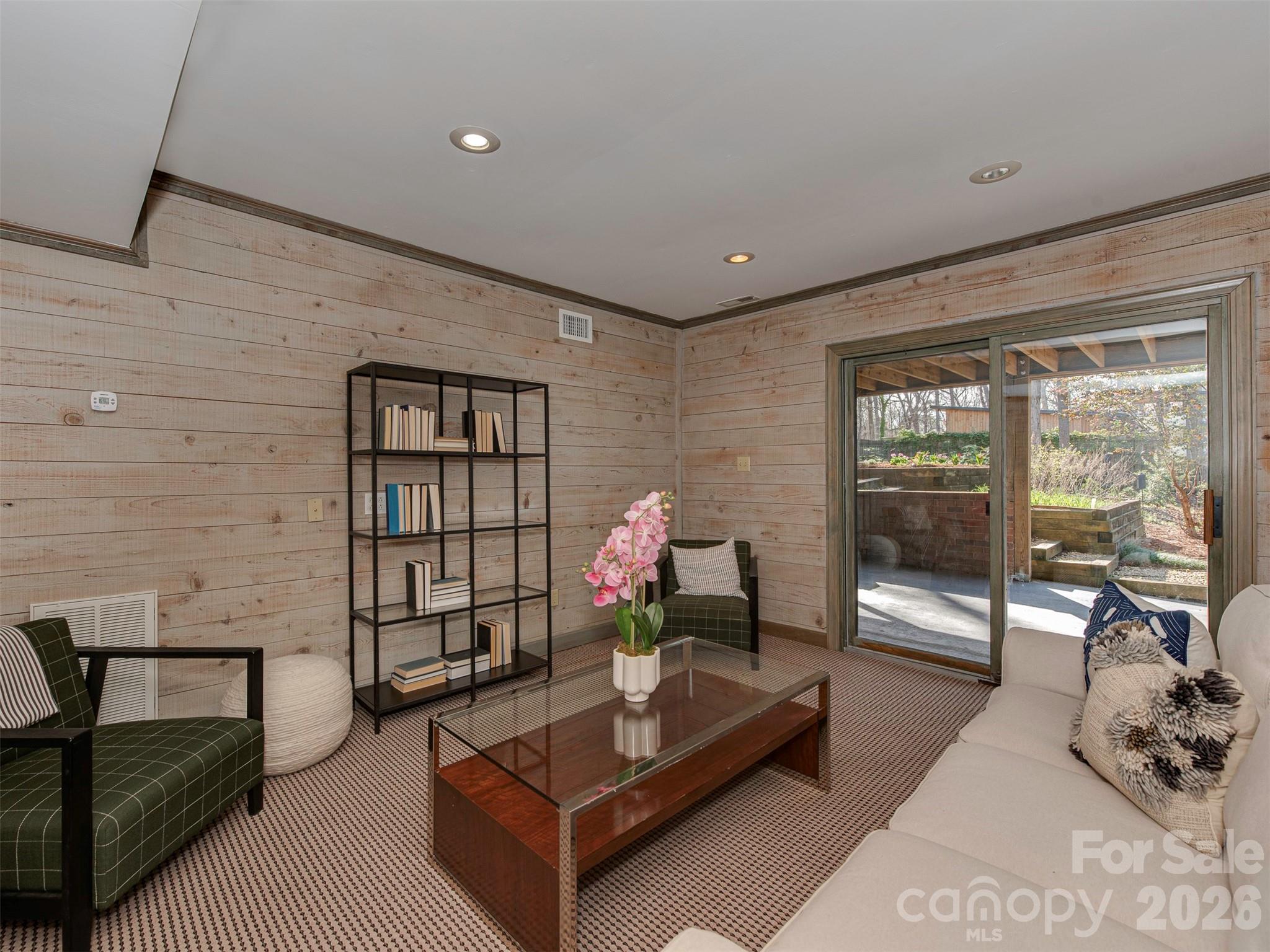 7244 Terrace Drive, Charlotte, NC - photo 19 of 43