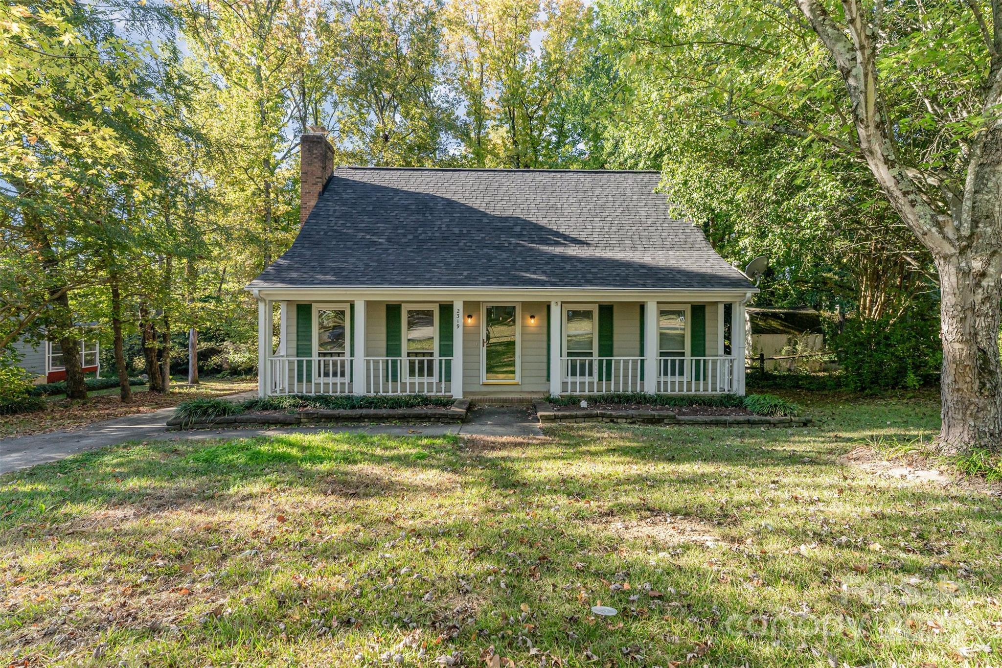 Home for sale at 2319 Oak Leigh Drive, Charlotte, NC — photo 1 of 31
