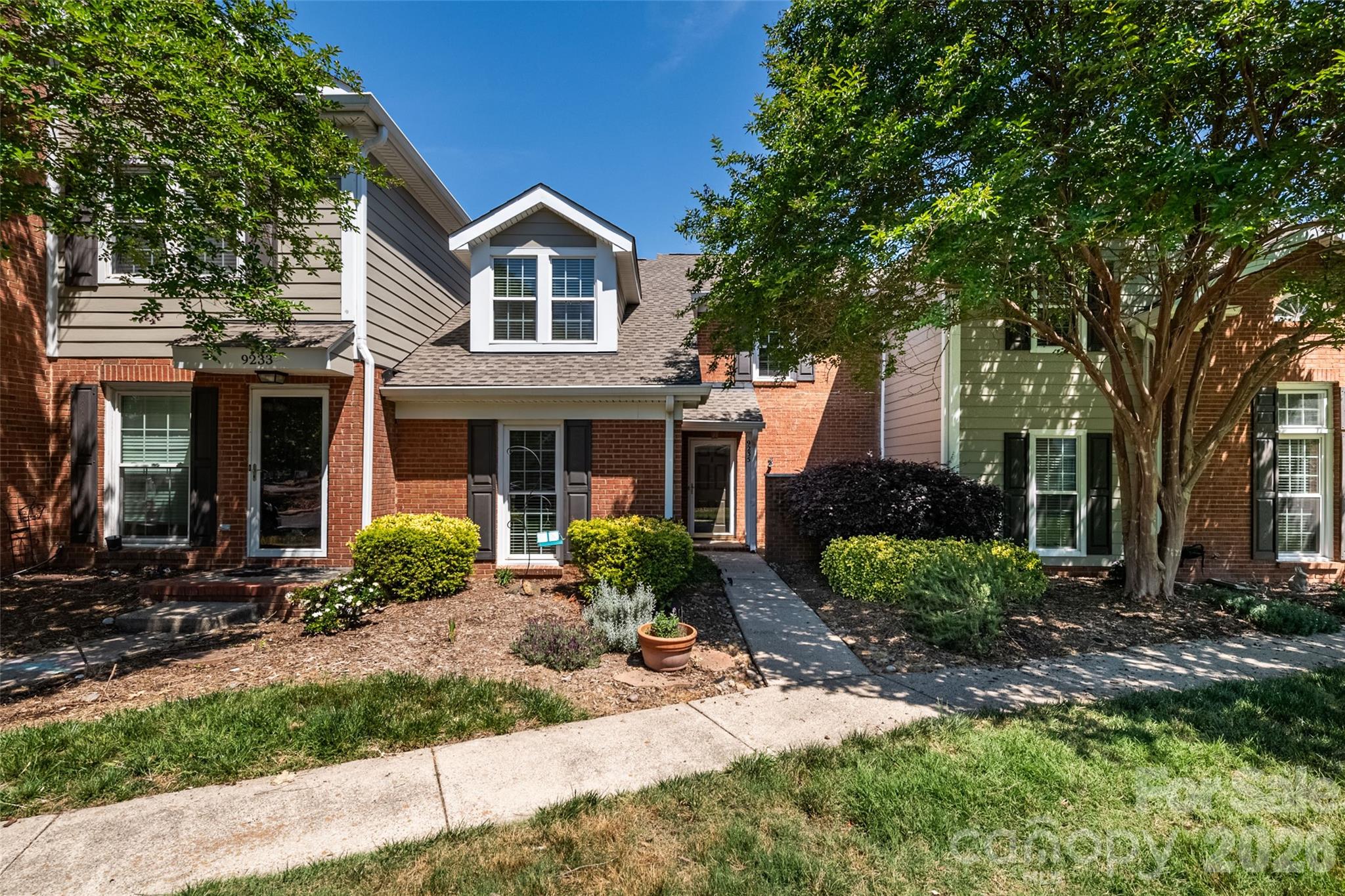 Photo 38 of 9235 N Vicksburg Park Court, Charlotte, NC