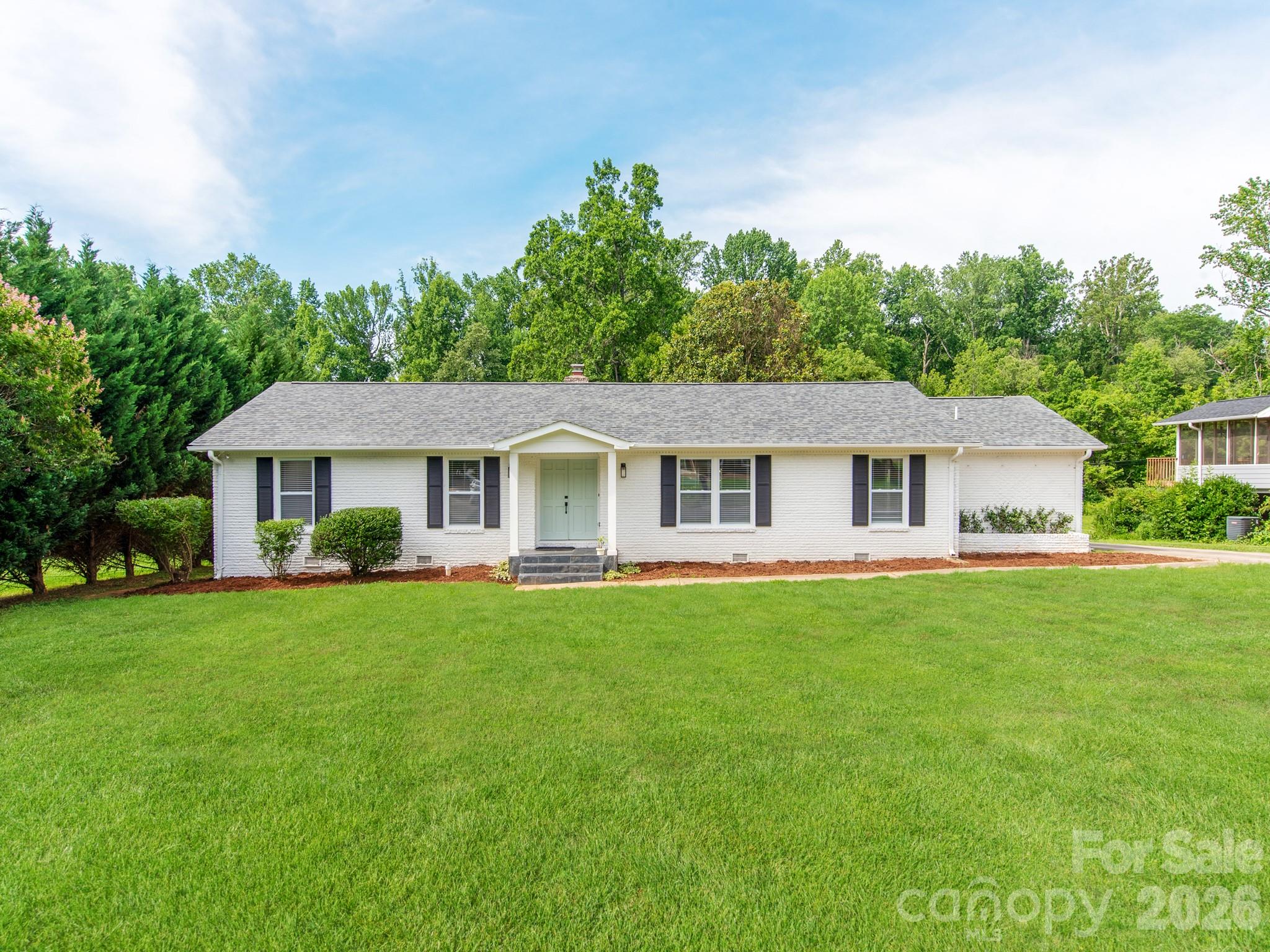 Home for sale at 629 Belmorrow Drive, Charlotte, NC — photo 1 of 34