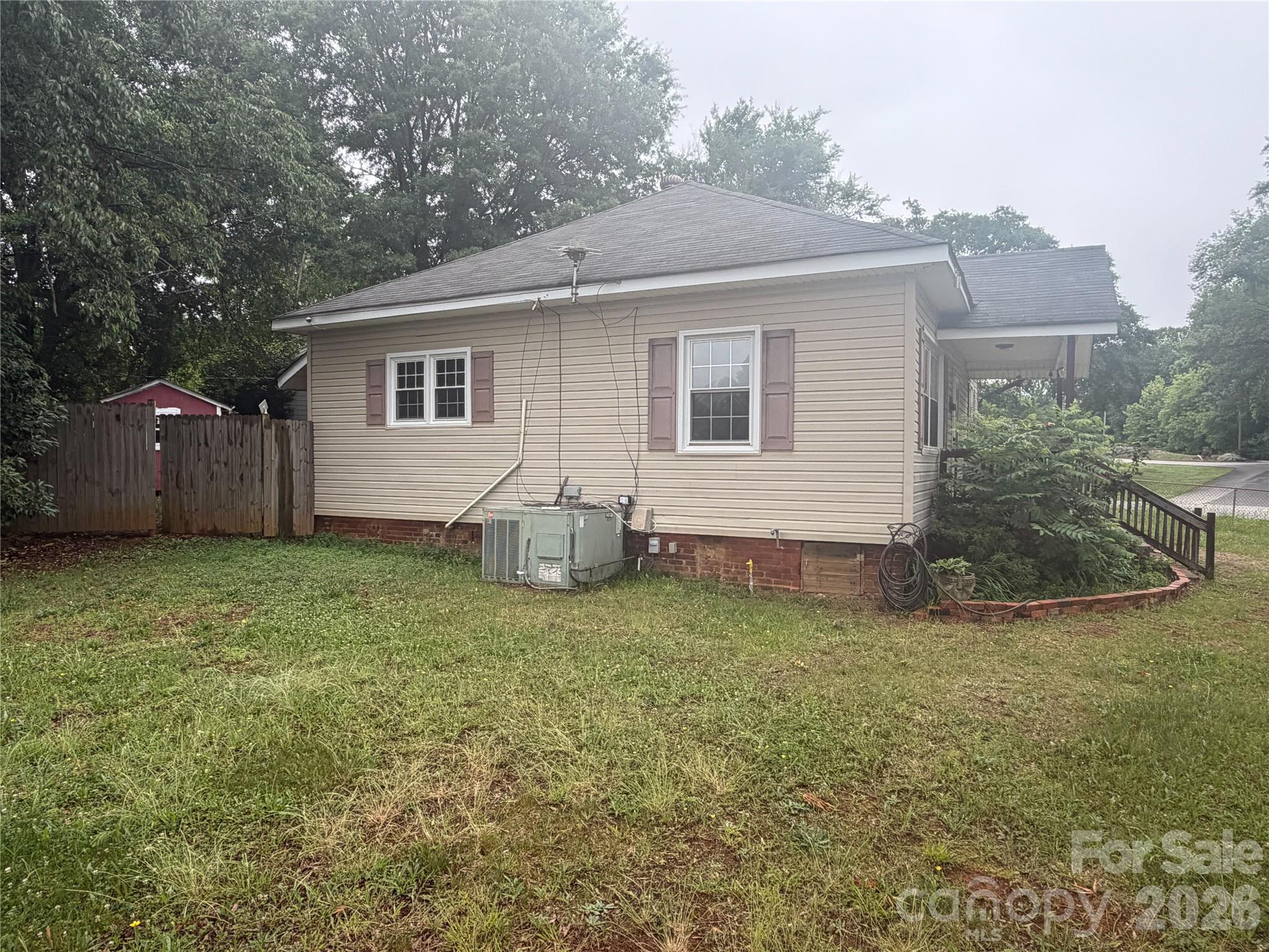 204 Madora Street, Mount Holly, NC - photo 2 of 19