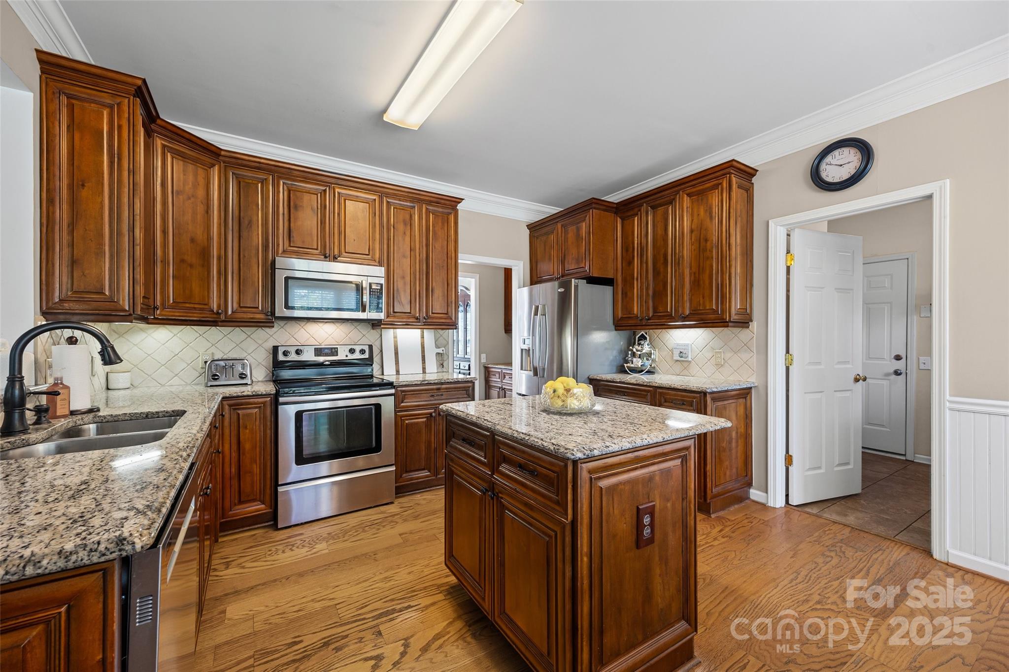 5899 Crimson Oak Court, Harrisburg, NC - photo 9 of 32
