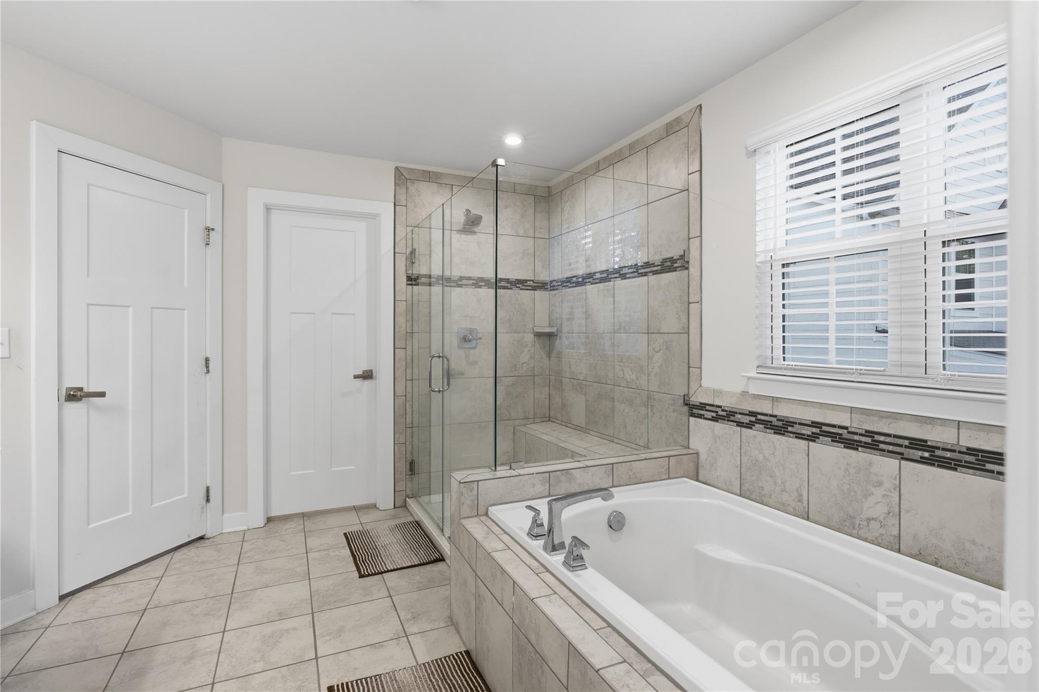 Photo 41 of 10158 Paper Birch Drive, Charlotte, NC