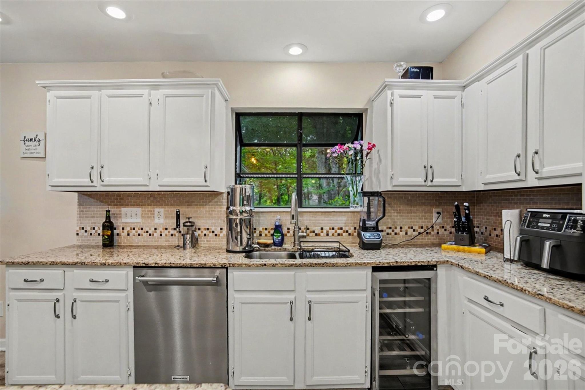 Photo 8 of 14522 Harbor Estate Road, Charlotte, NC