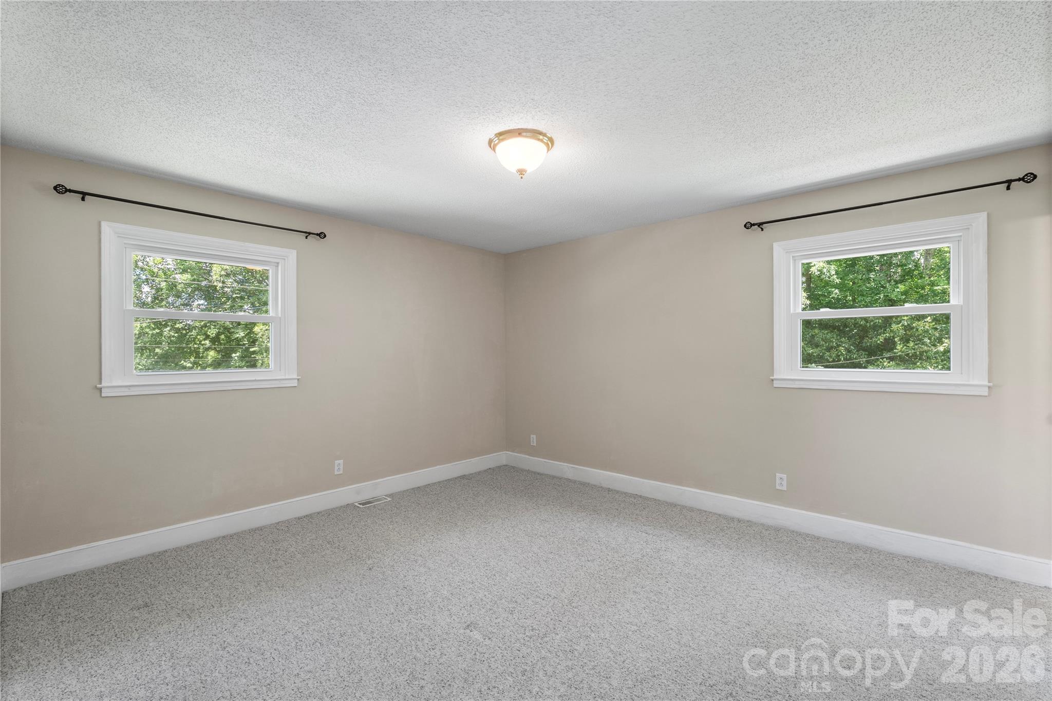 Home for sale at 221 Kingsway Circle, Charlotte, NC — photo 24 of 48