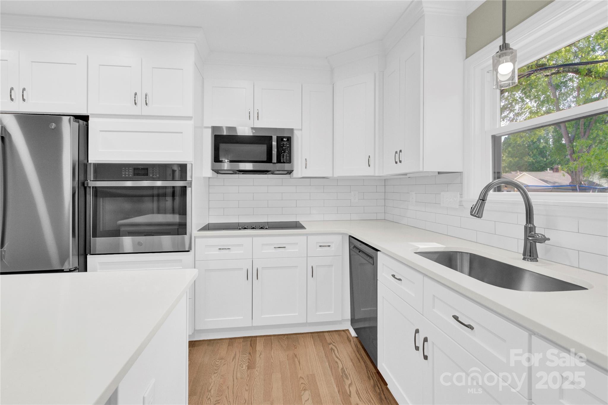 Photo 10 of 6600 Knightswood Drive, Charlotte, NC