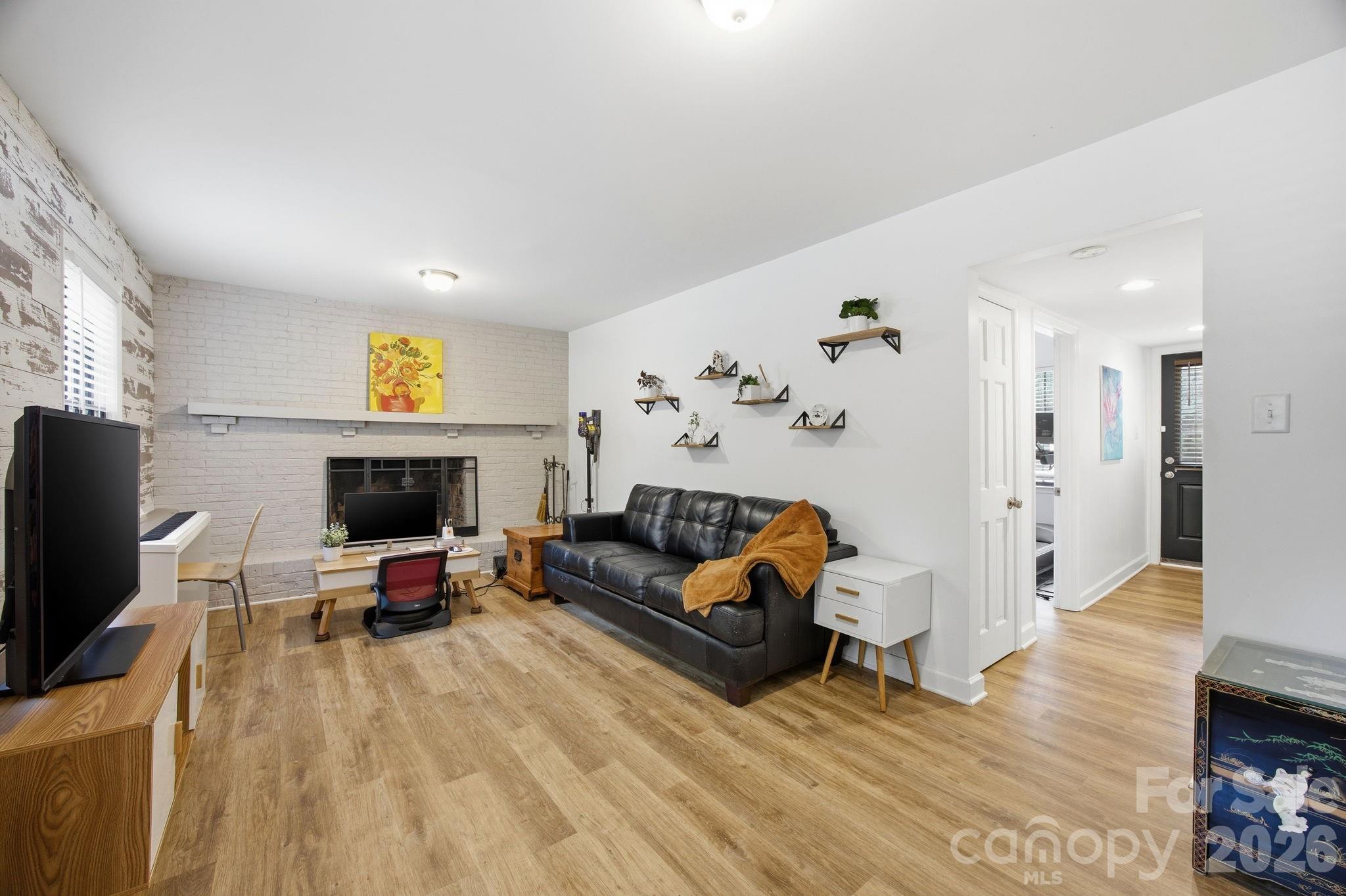Photo 26 of 1325 Braeburn Road, Charlotte, NC