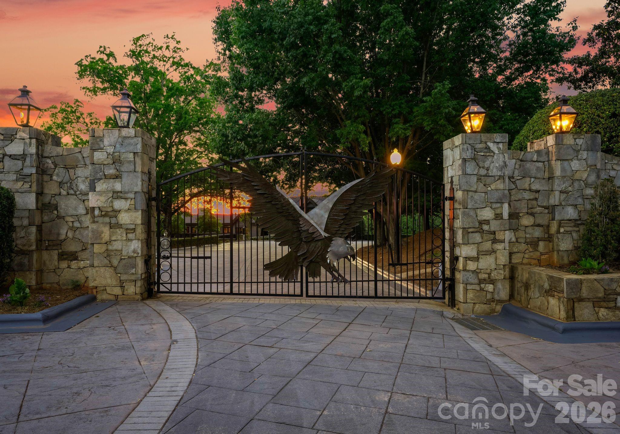 9715 Nine Eagles Lane, Charlotte, NC