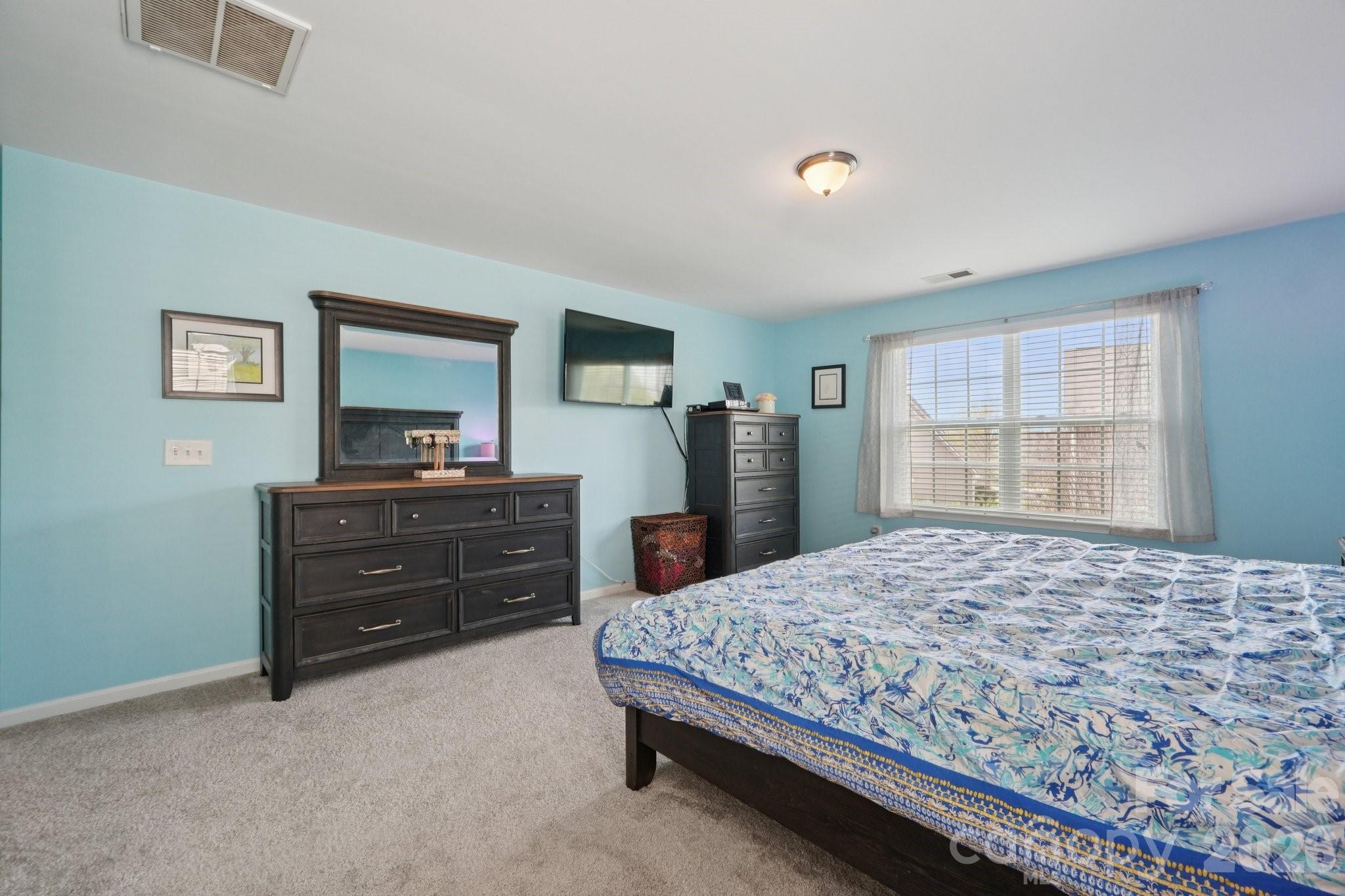 5016 Riverdale Drive, Charlotte, NC - photo 17 of 40