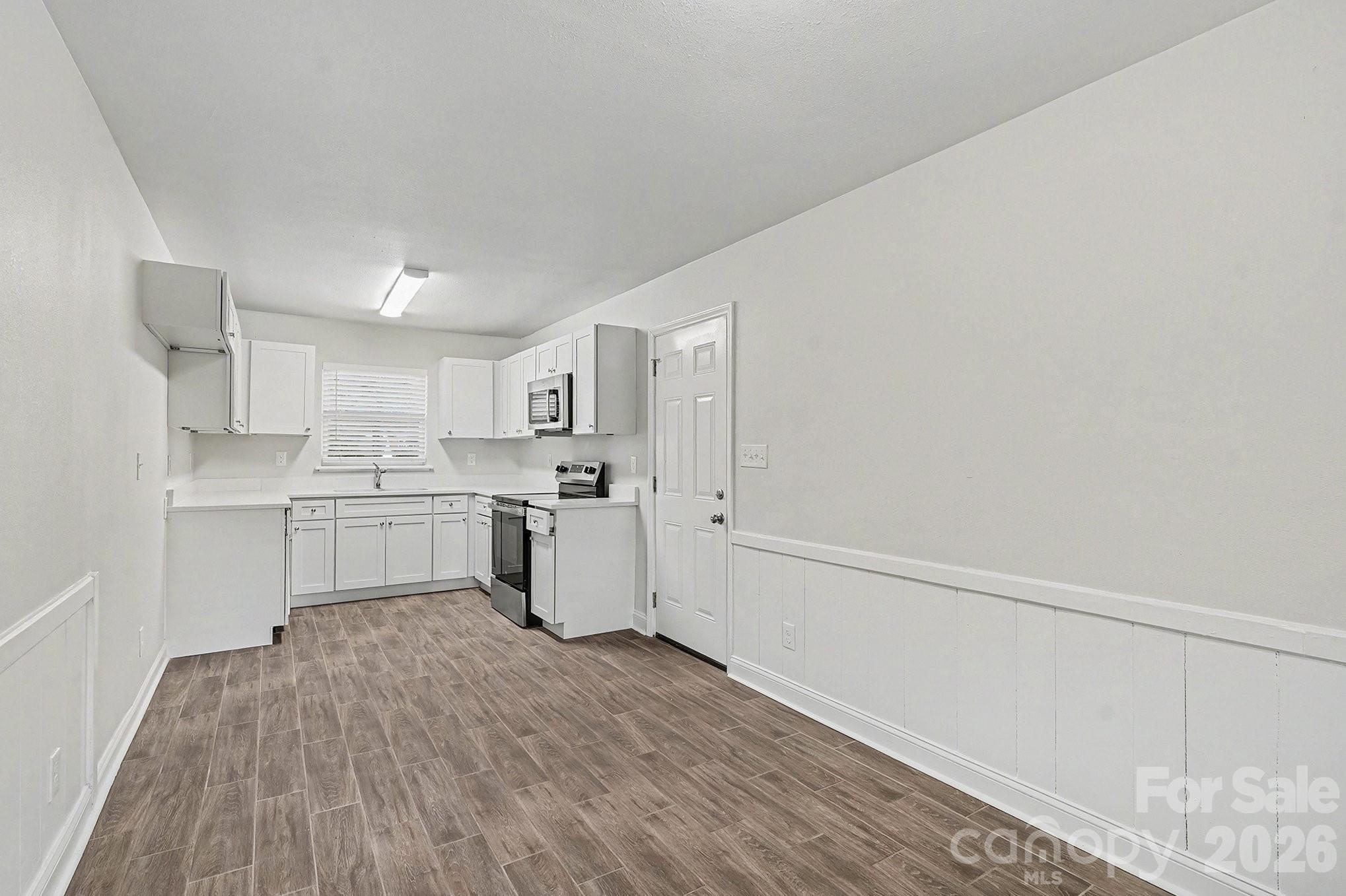3431 Shamrock Drive, Charlotte, NC - photo 8 of 27