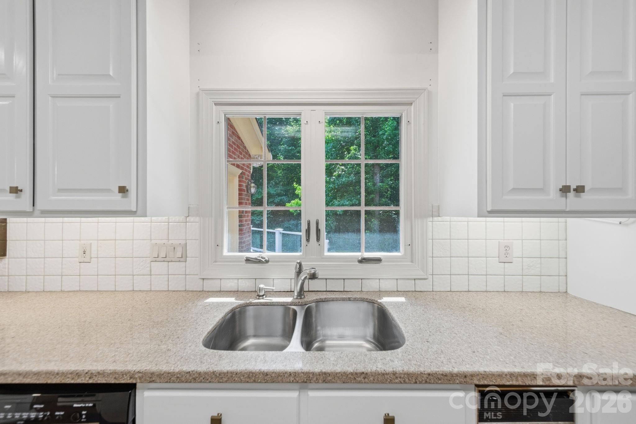 Photo 15 of 5215 Silchester Lane, Charlotte, NC