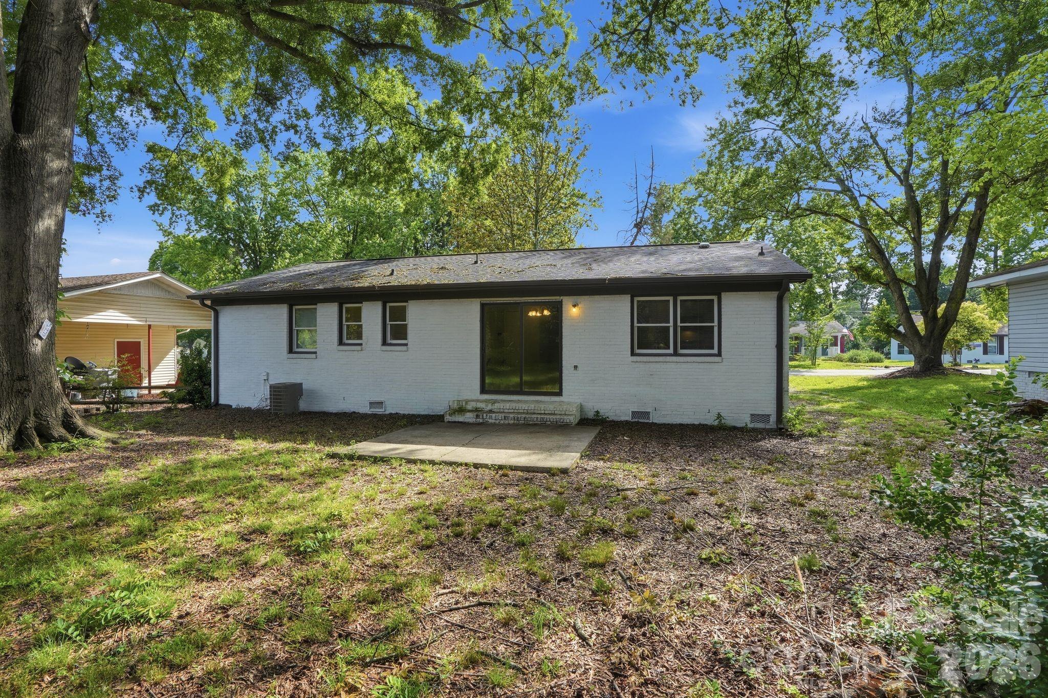 Photo 19 of 1016 Pondella Drive, Charlotte, NC