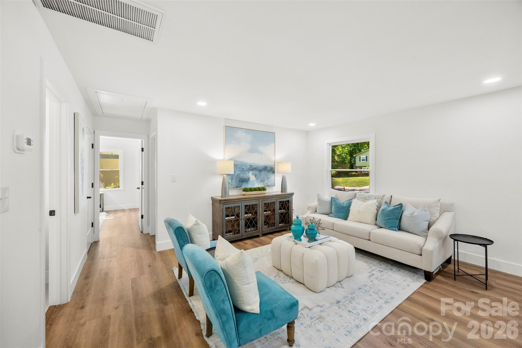 4211 Dunwoody Drive, Charlotte, NC - photo 5 of 19