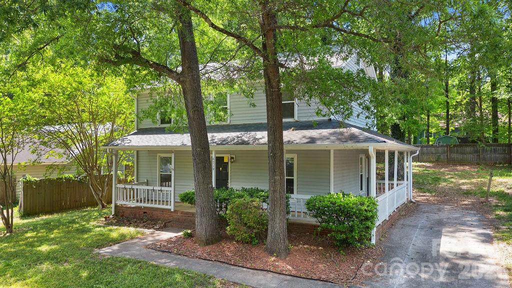 Exterior of 6719 Raeburn Lane, Charlotte, NC