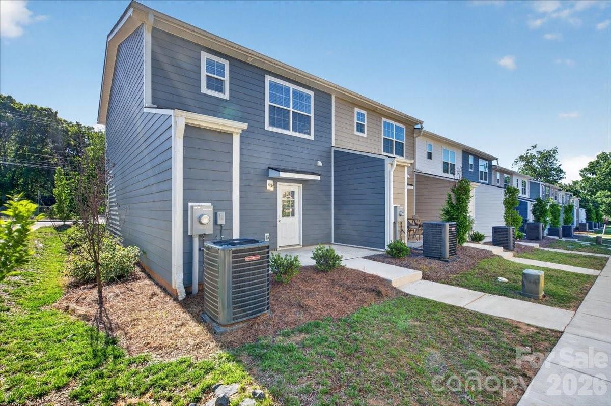 Photo 2 of 344 Lincoln StreetE, Concord, NC