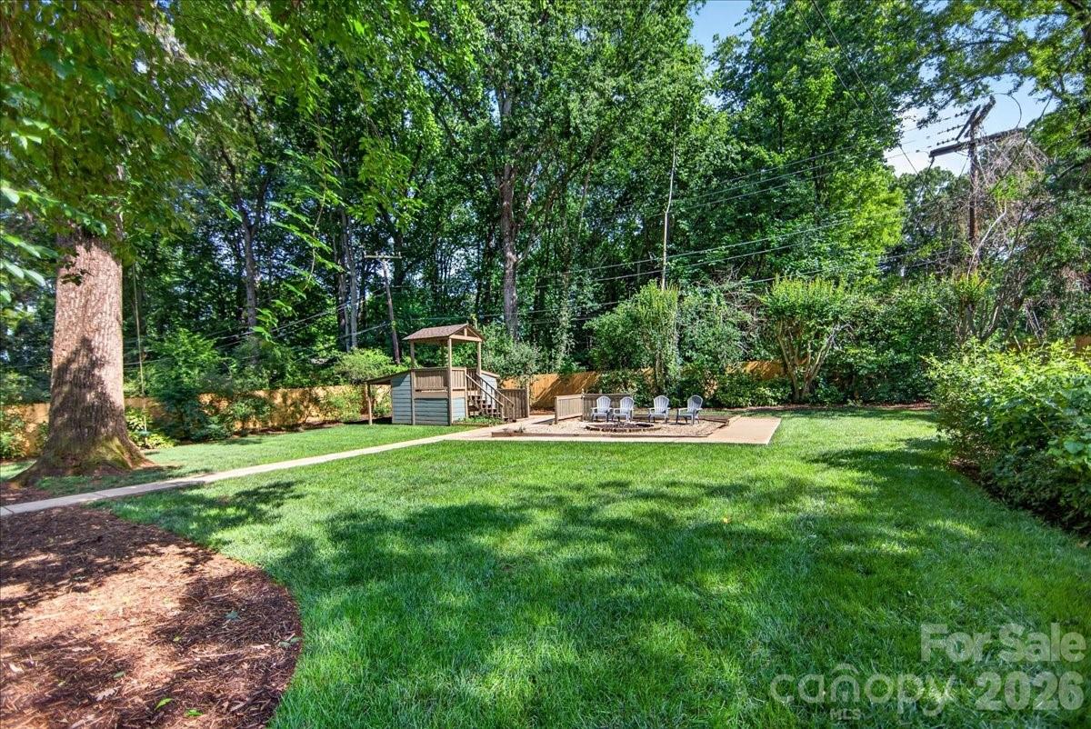 Photo 41 of 1333 Woodland Drive, Charlotte, NC