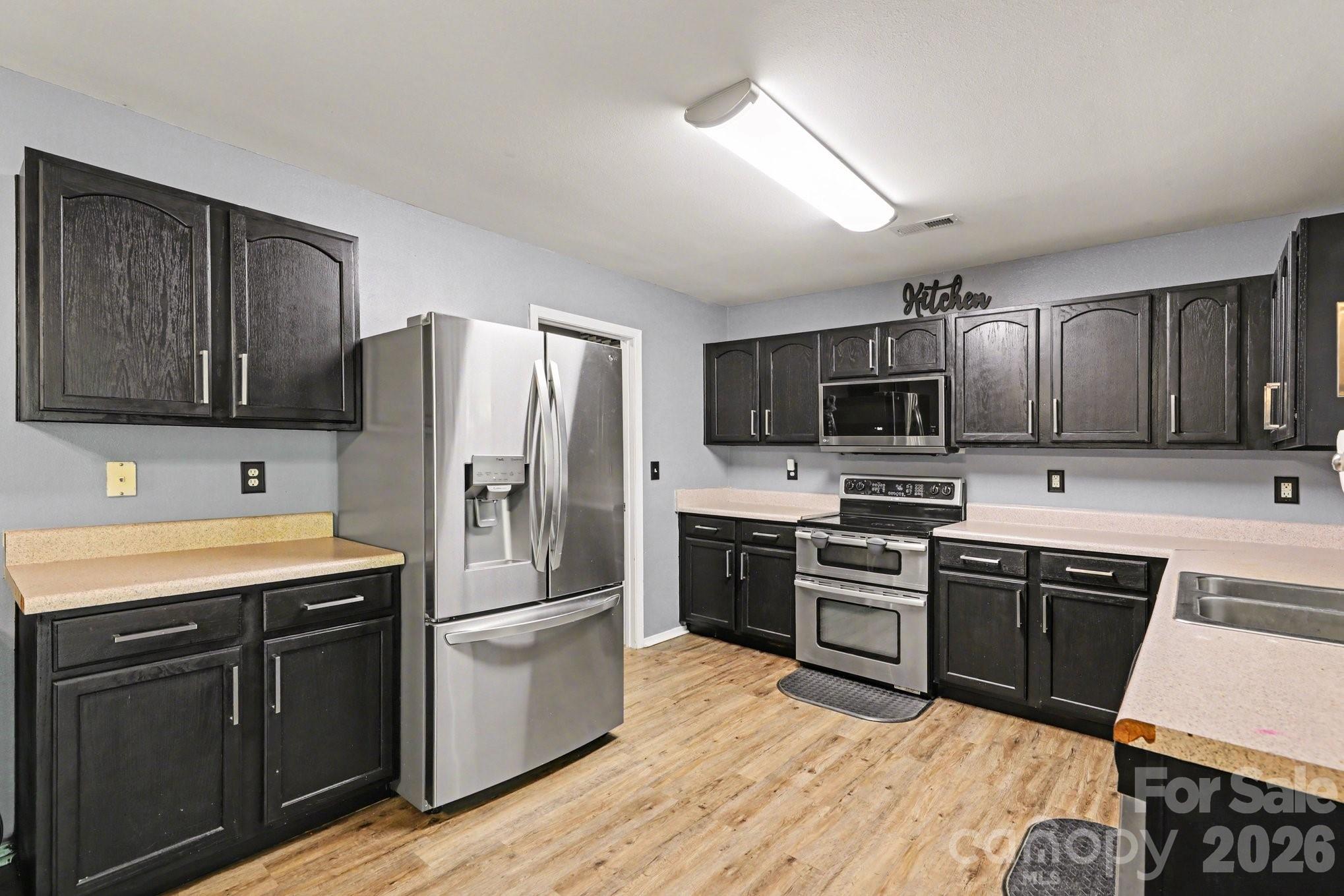 Photo 8 of 9423 Swallow Tail Lane, Charlotte, NC