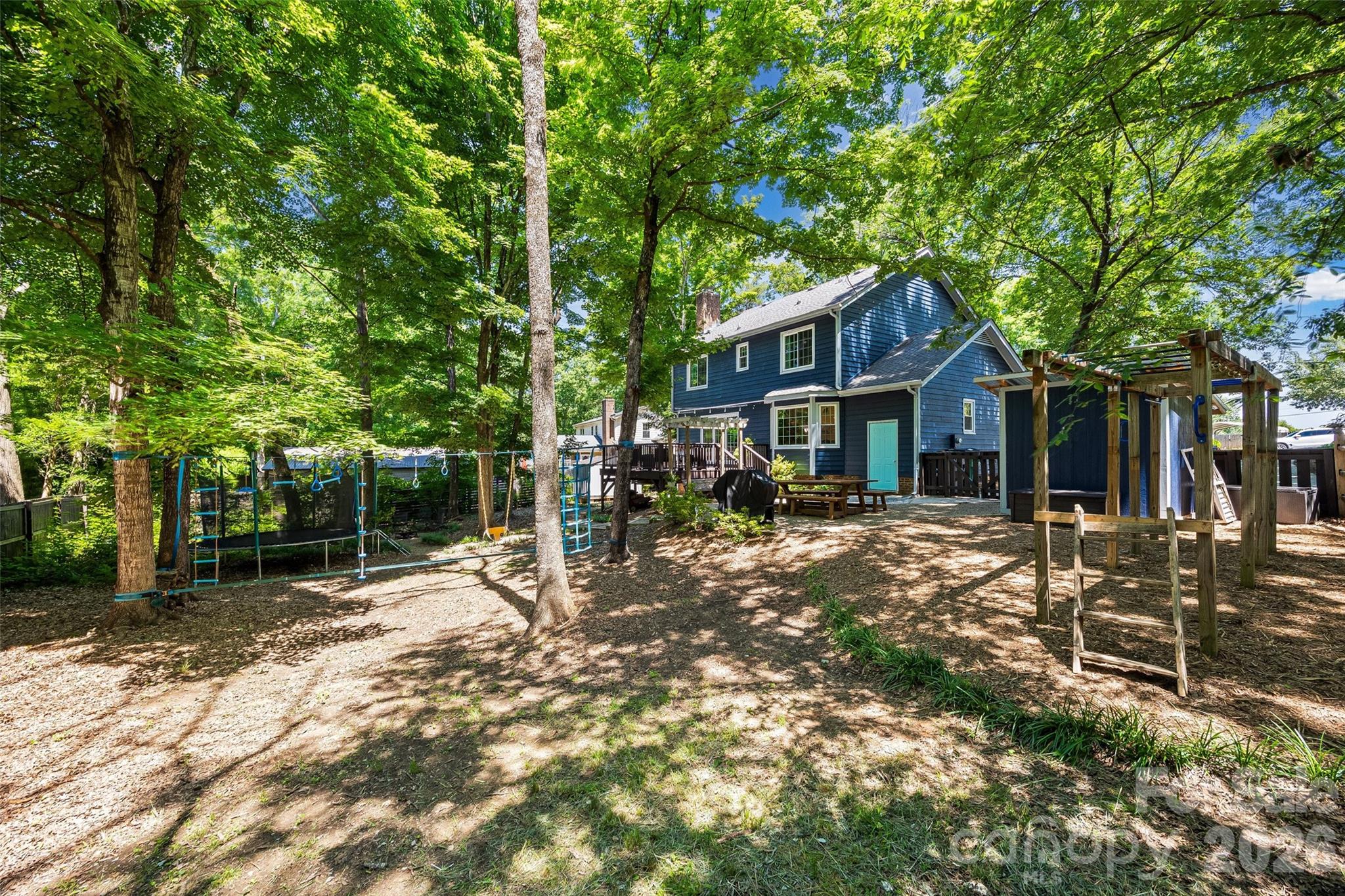 Photo 34 of 10924 Pampas Circle, Charlotte, NC