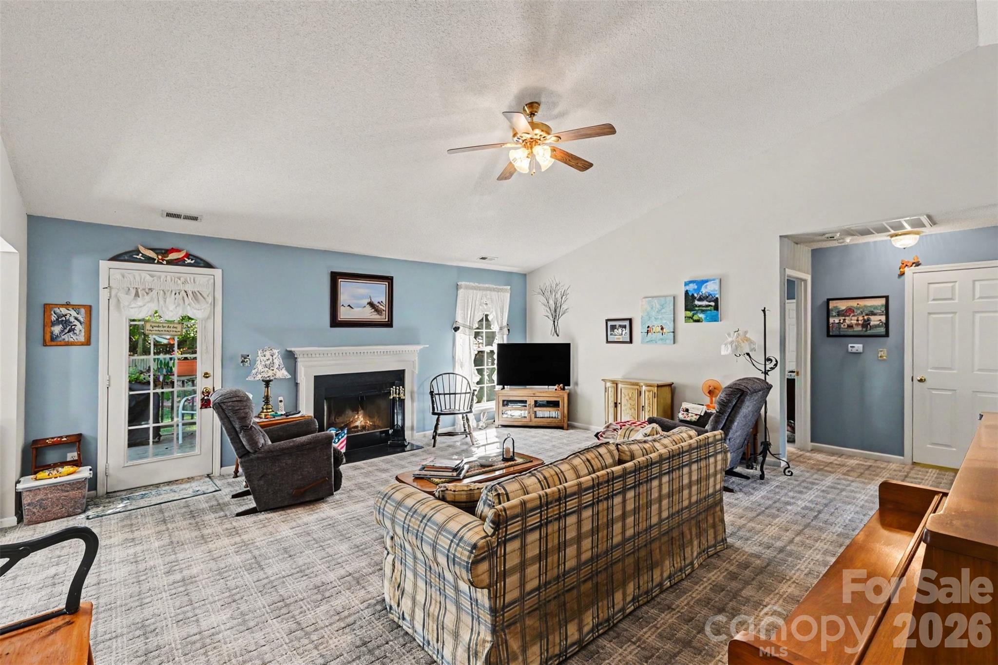 12323 Poplar Forest Drive205, Charlotte, NC - photo 5 of 20