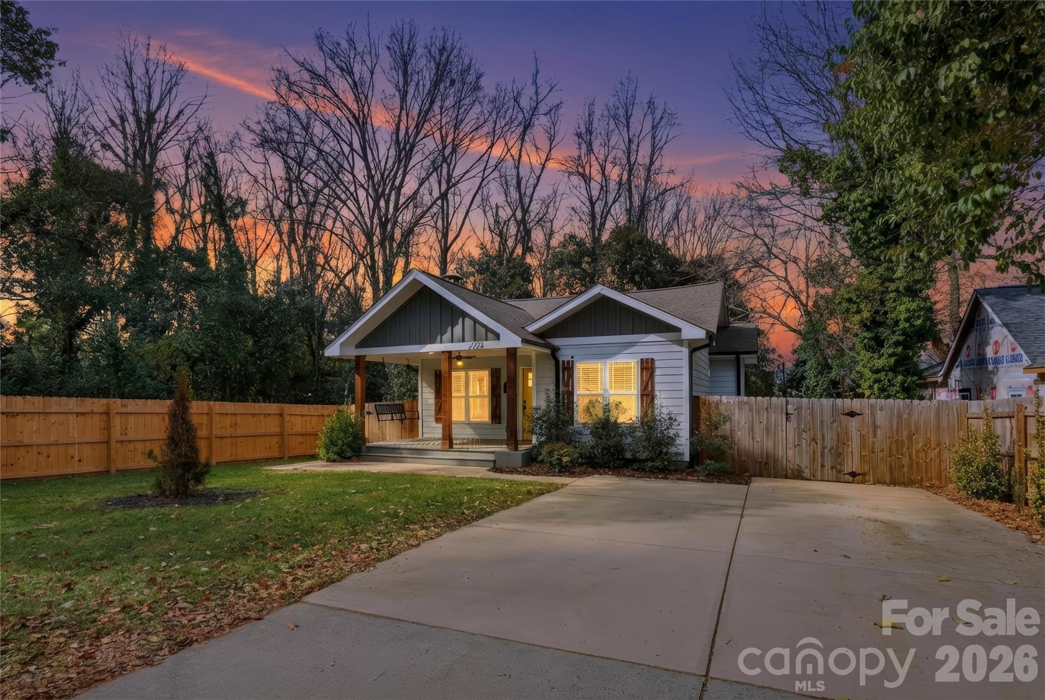 Photo 5 of 2224 Weyland Avenue, Charlotte, NC