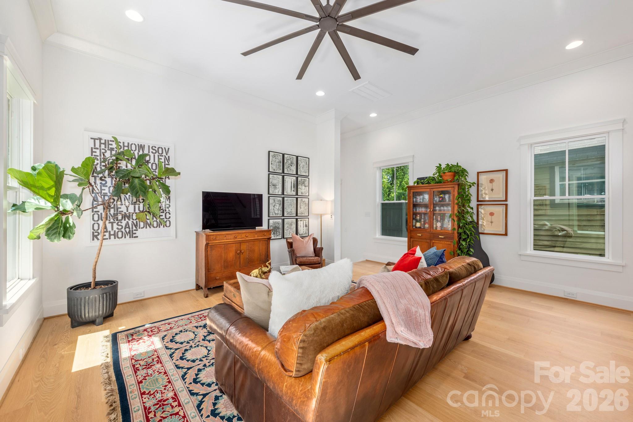 313 Solomon Street, Charlotte, NC - photo 5 of 46