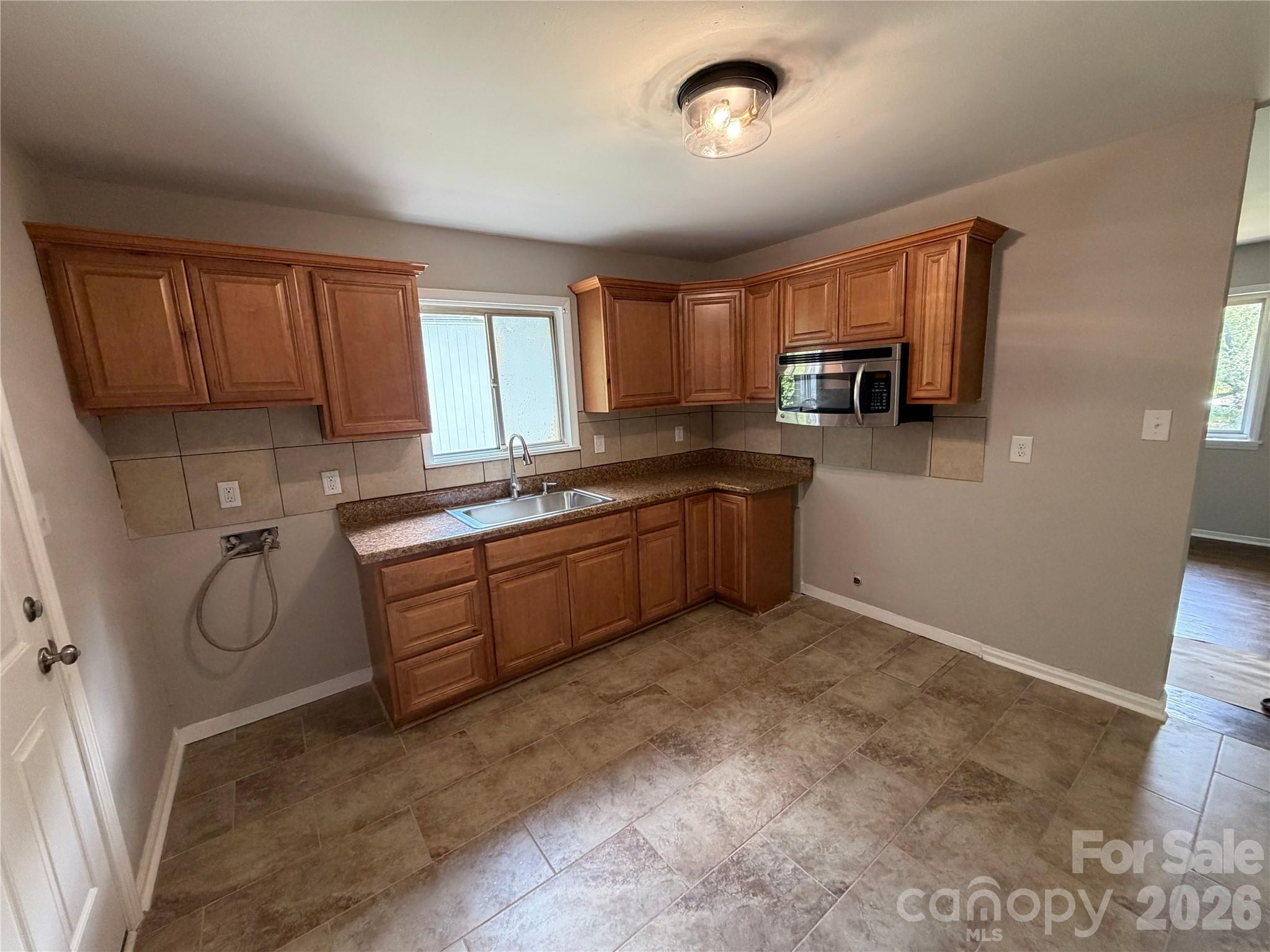 Home for sale at 2824 Cedarhurst Drive, Charlotte, NC — photo 25 of 27