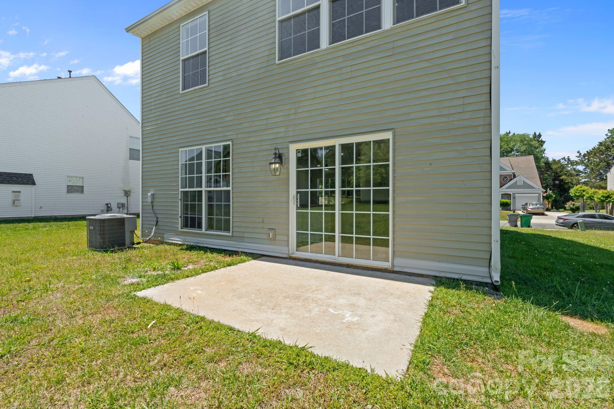 Photo 44 of 10410 Roundleaf Drive, Charlotte, NC