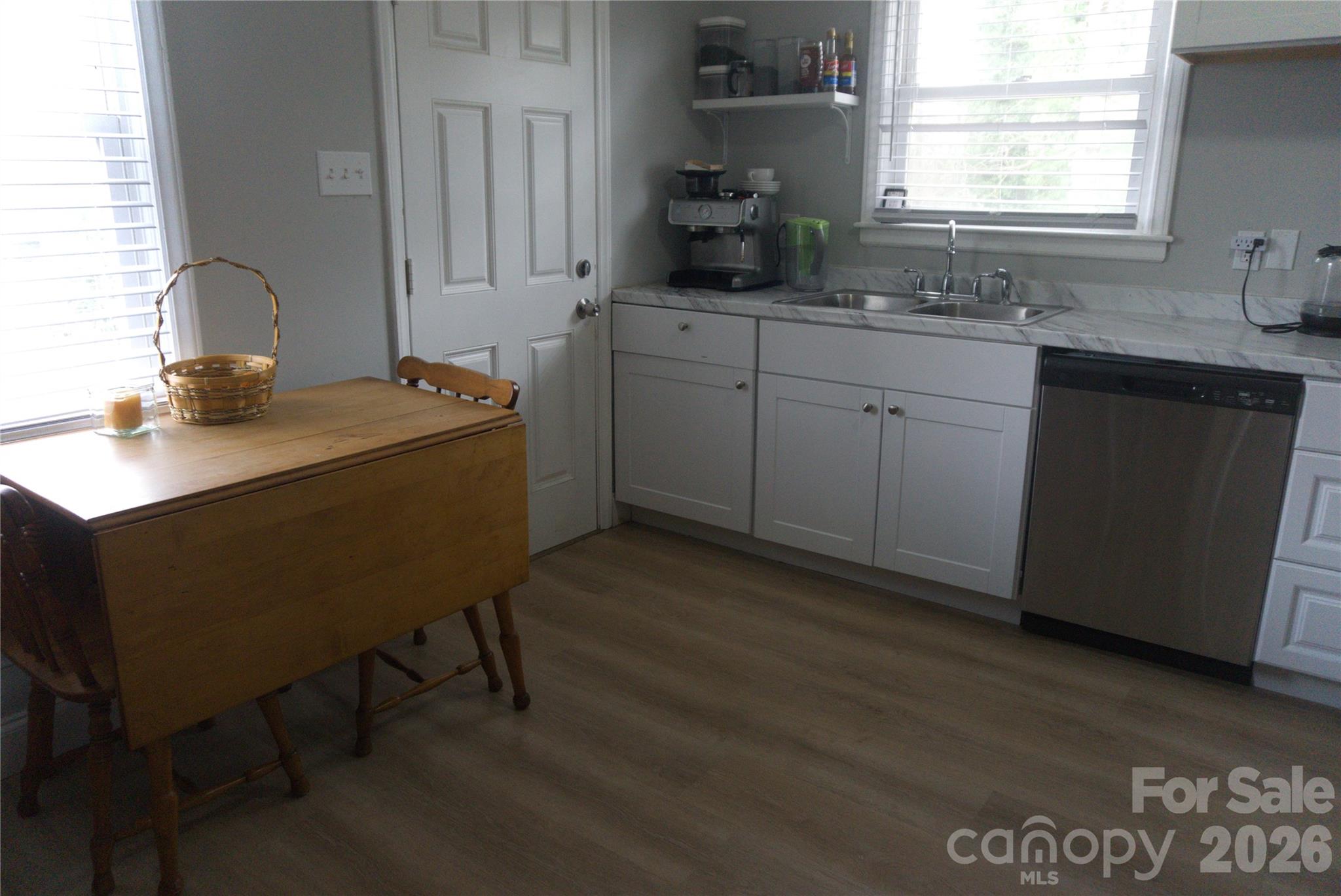 2851 Burbank Drive, Charlotte, NC - photo 10 of 31