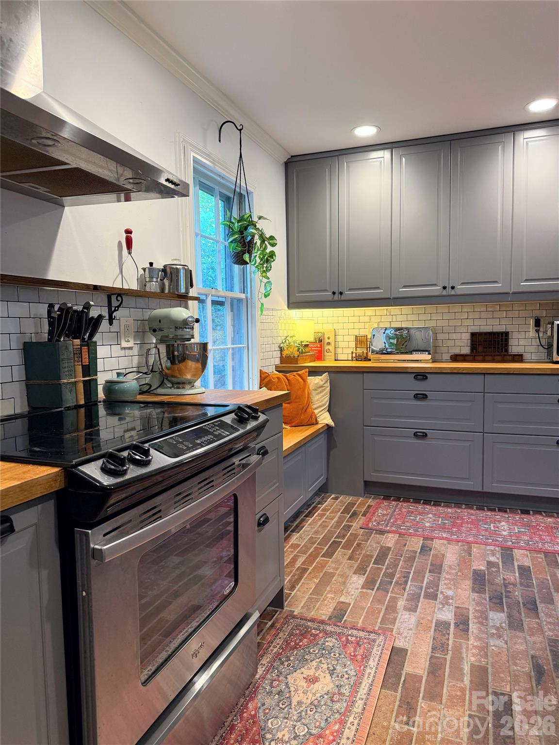 Photo 13 of 6701 Rugby Lane, Charlotte, NC