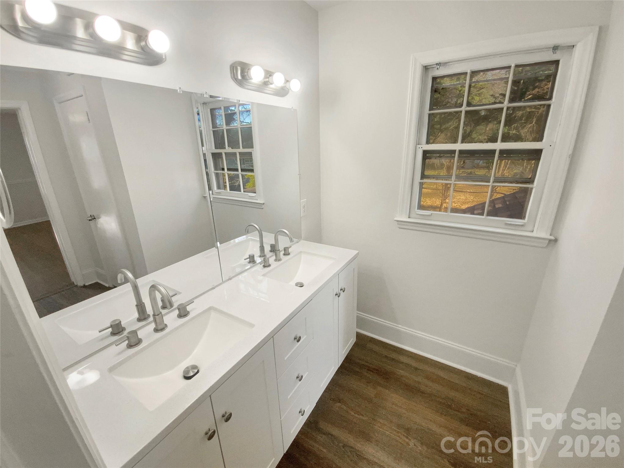 Photo 16 of 4661 Easthaven Drive, Charlotte, NC