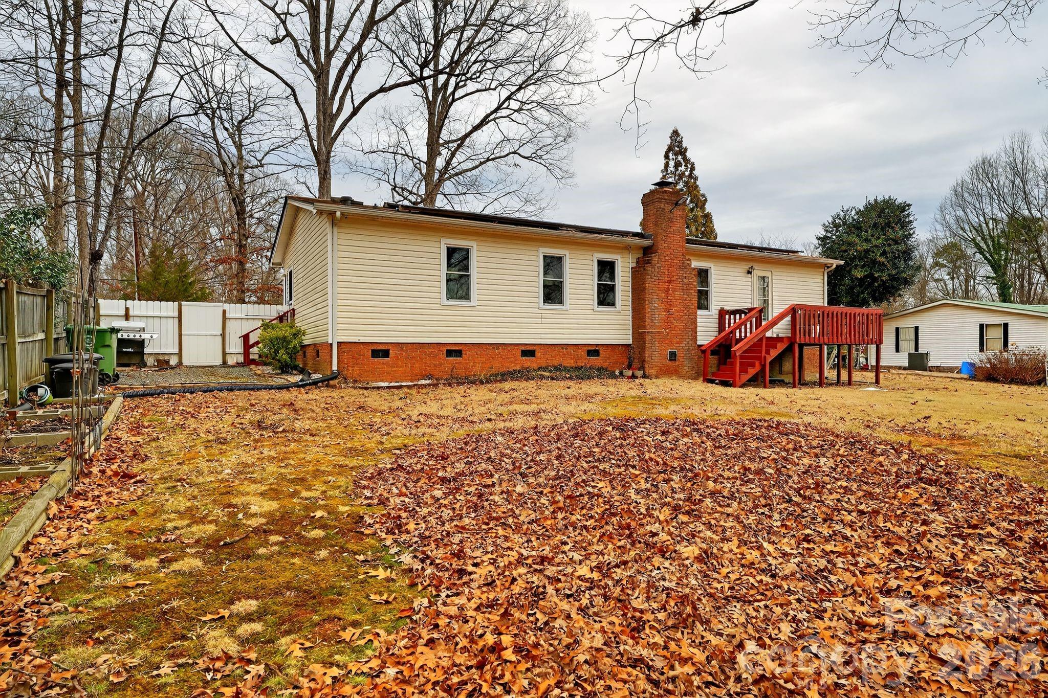 Photo 3 of 115 Red fox Court58, Mount Holly, NC