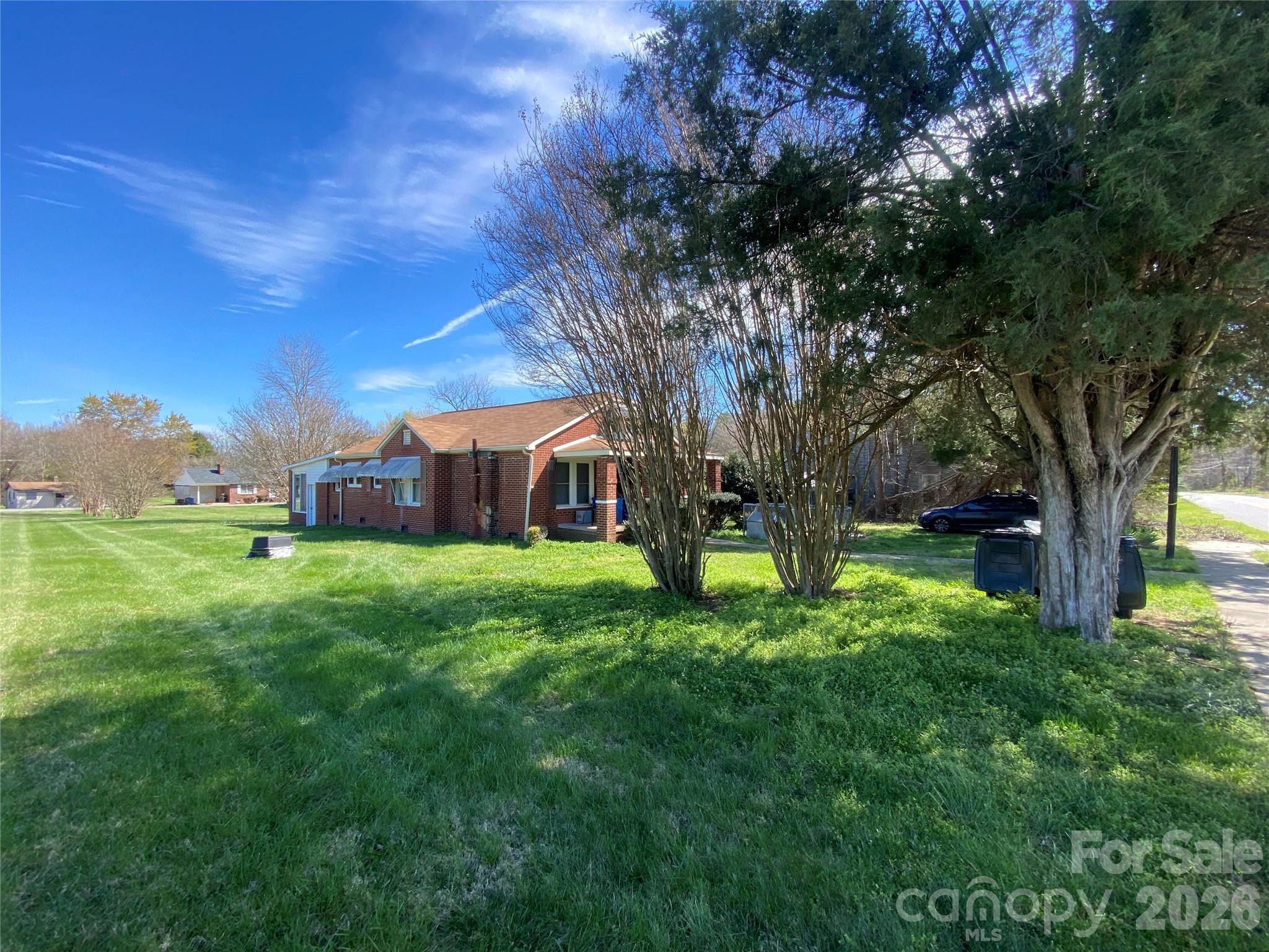 705 E Main Street, Cleveland, NC - photo 4 of 31