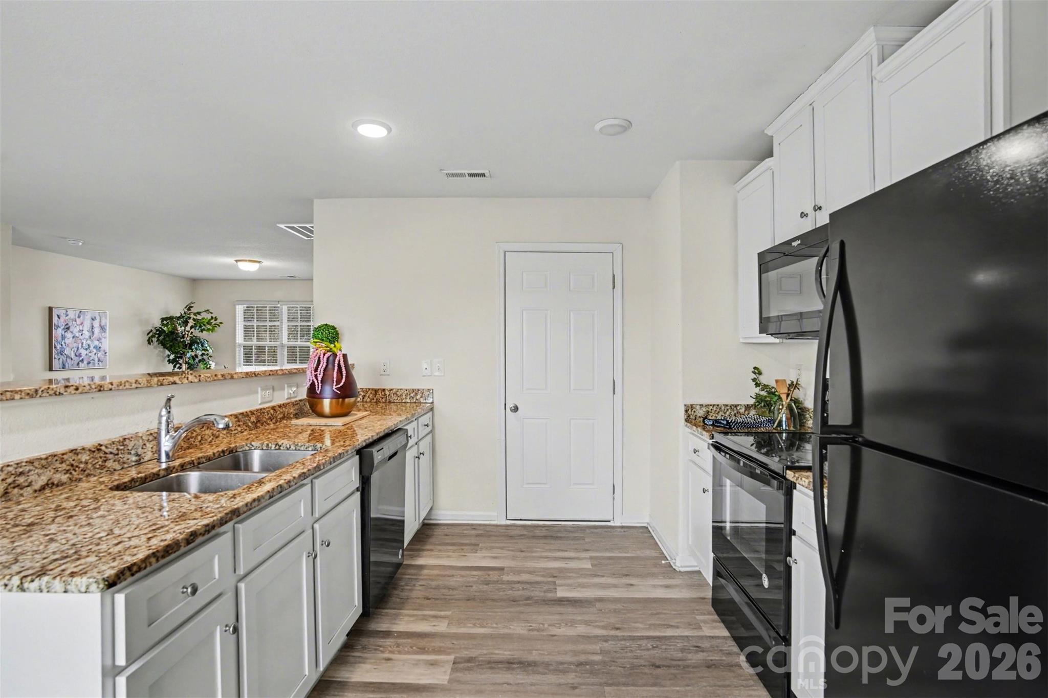Photo 11 of 6004 Loy Court, Charlotte, NC