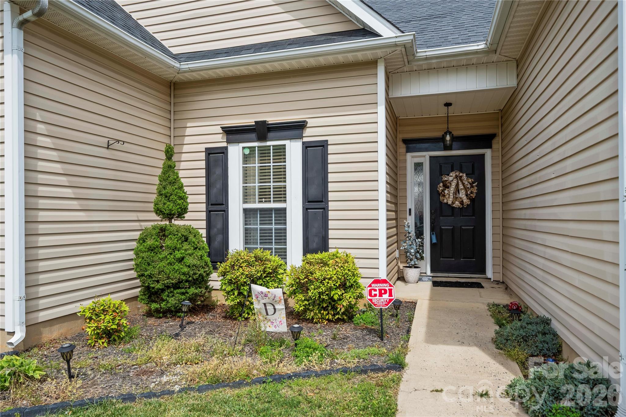 Photo 4 of 115 Kristens Court Drive, Mooresville, NC