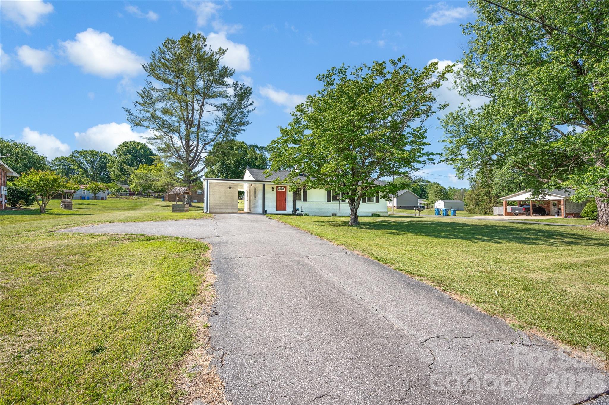 Photo 3 of 3033 E NC 10 Highway, Conover, NC