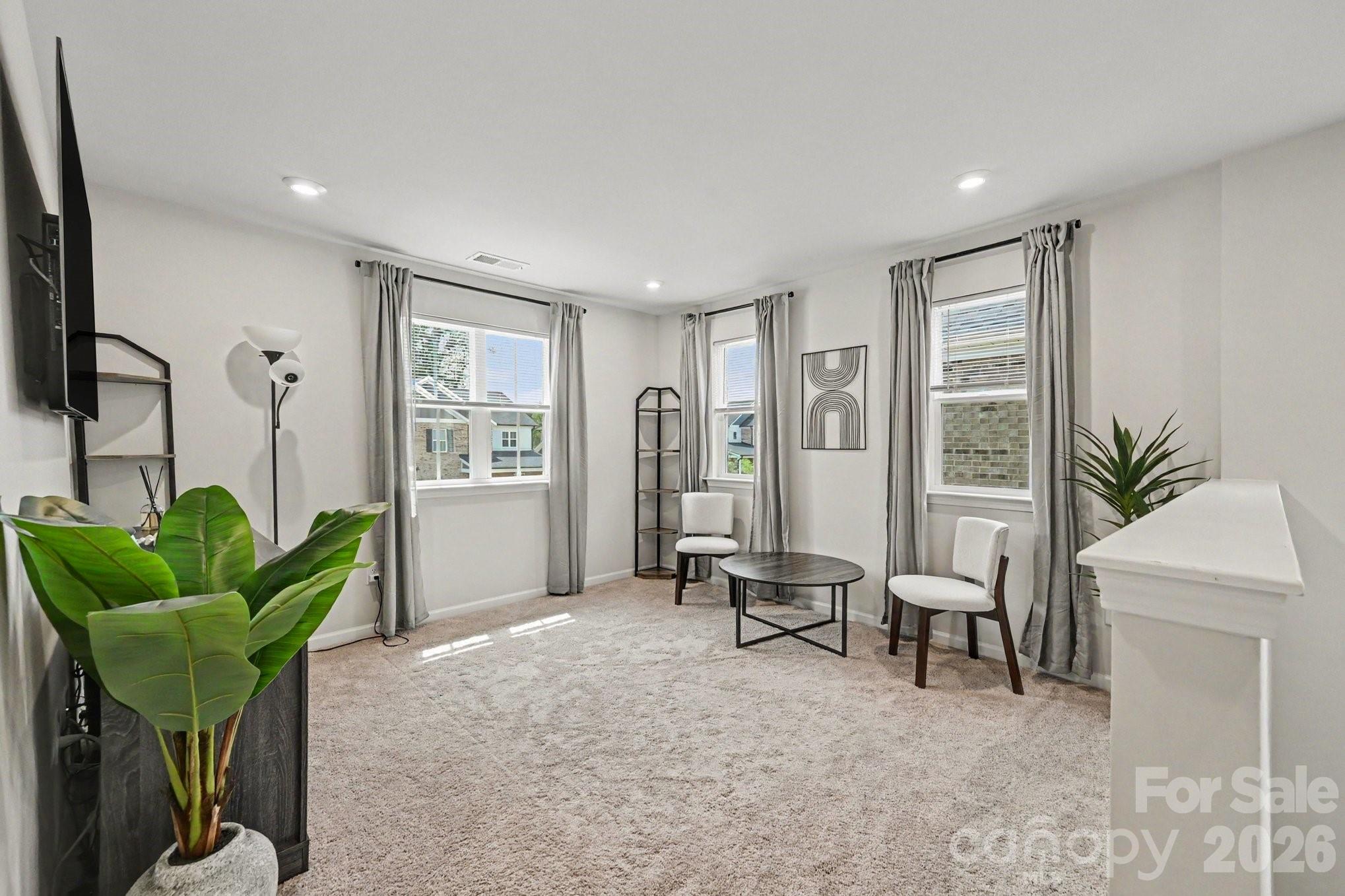 Photo 13 of 8230 Franklin Trail Street, Charlotte, NC