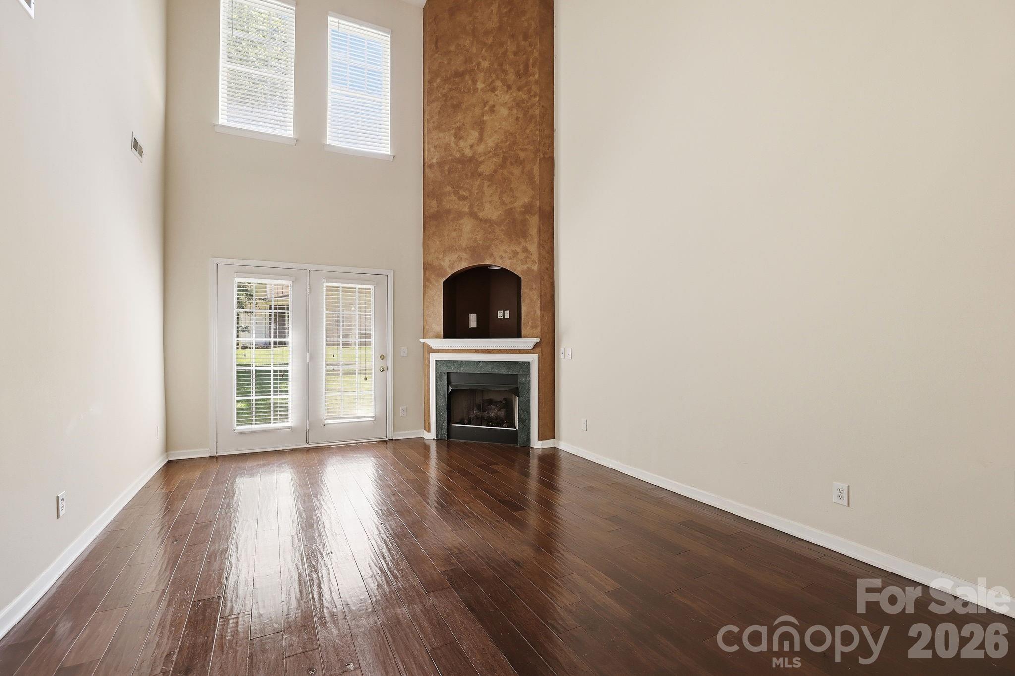 Photo 10 of 10781 Essex Hall Drive, Charlotte, NC