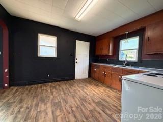 123 Stonewood Road, Elkin, NC - photo 2 of 8