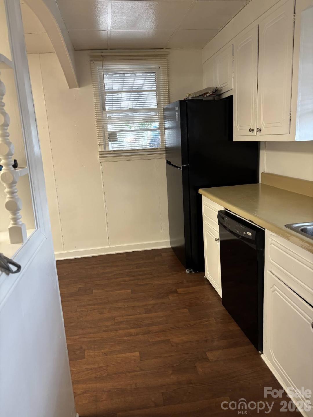 Photo 4 of 1025 Gaston Avenue, Gastonia, NC
