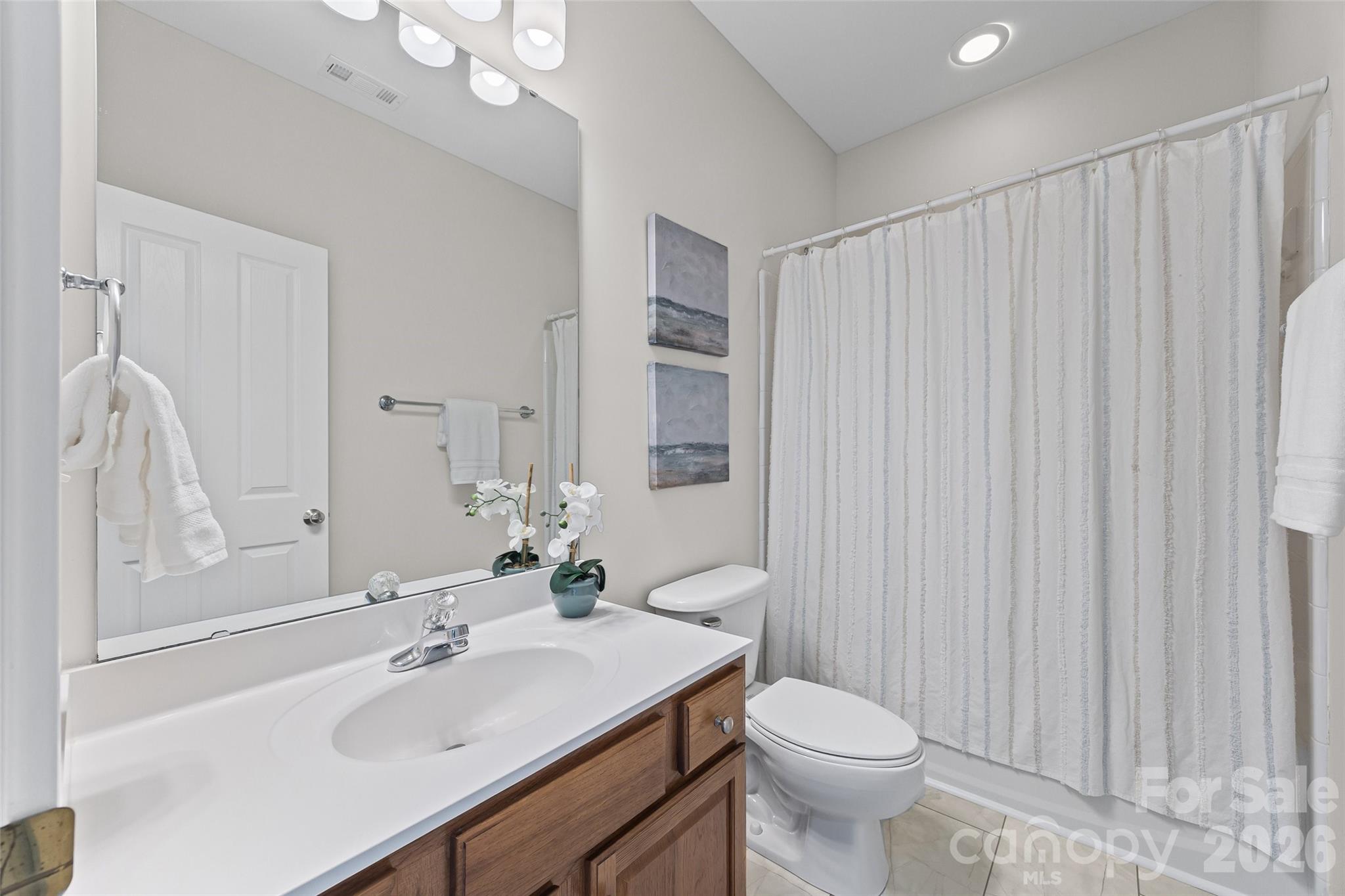 1039 Hunters Run Drive, Tega Cay, SC - photo 16 of 38