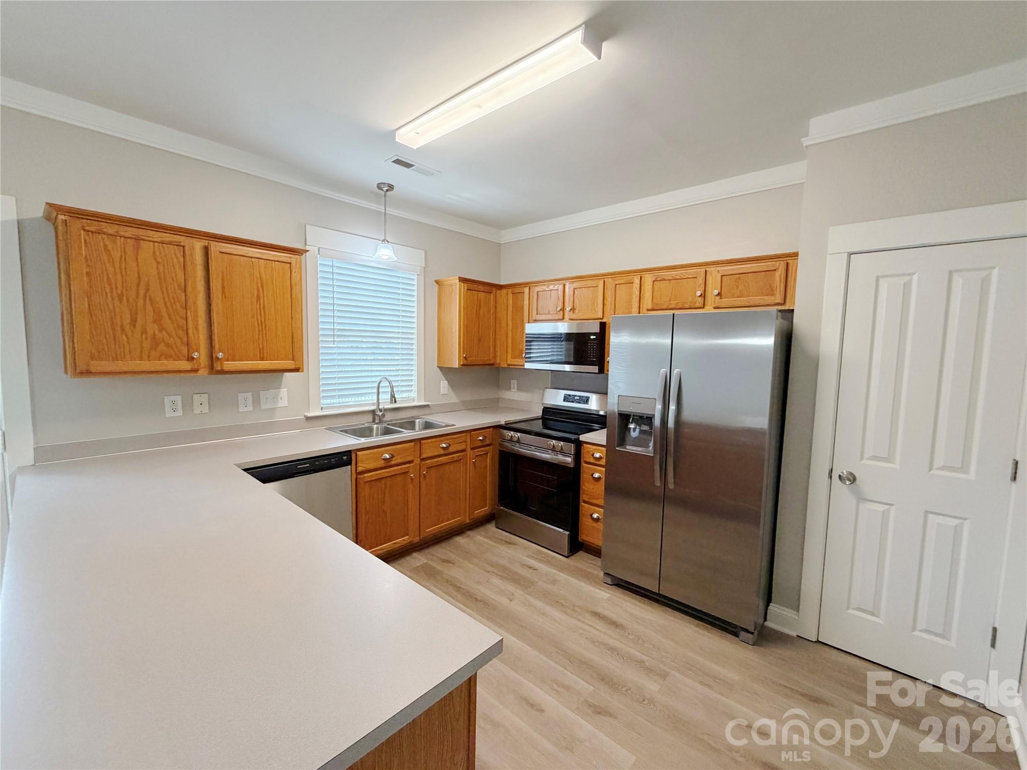 Photo 9 of 11223 Blue Cedar Lane, Charlotte, NC