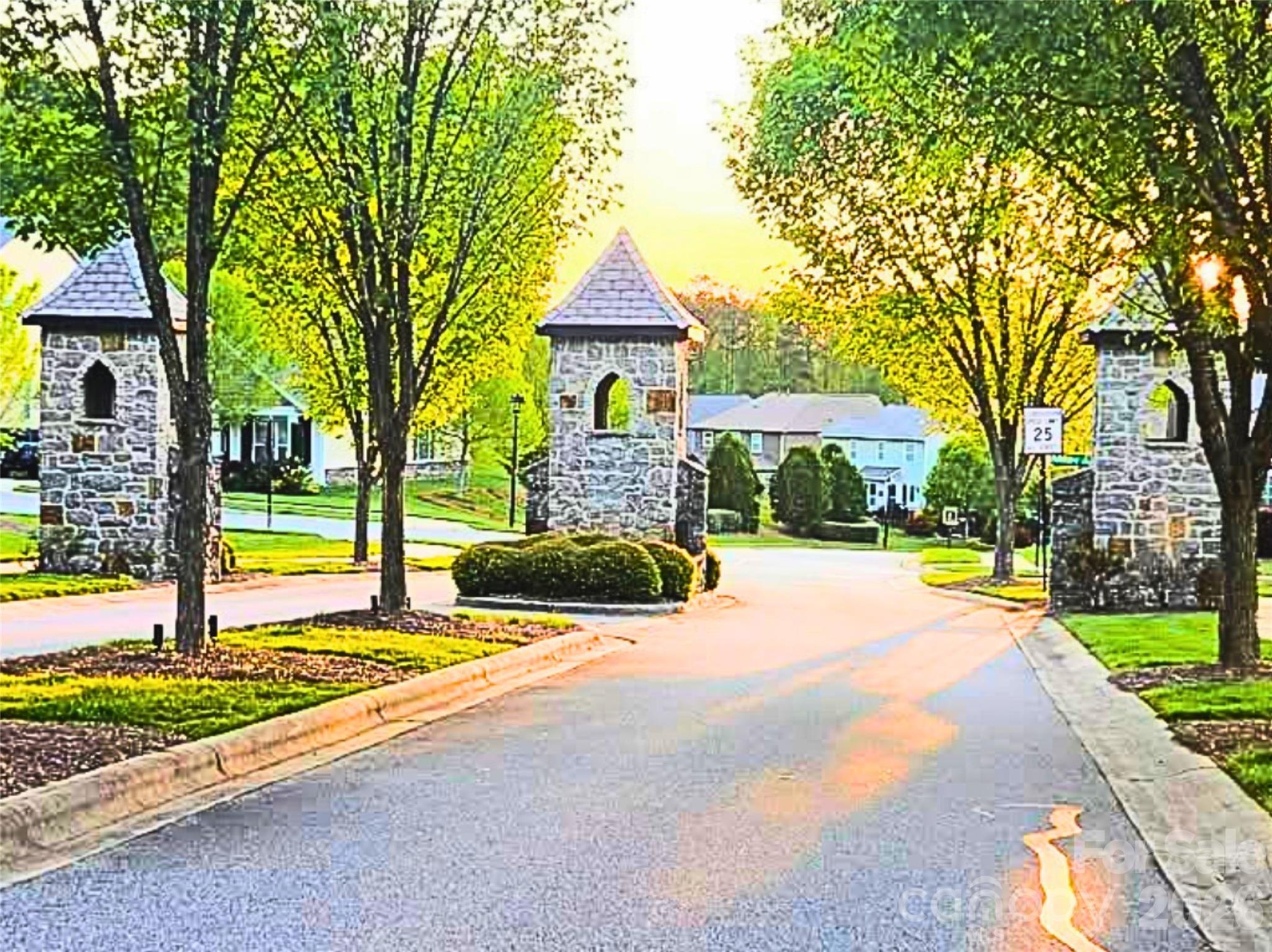 Photo 3 of 3181 Helmsley Court, Concord, NC