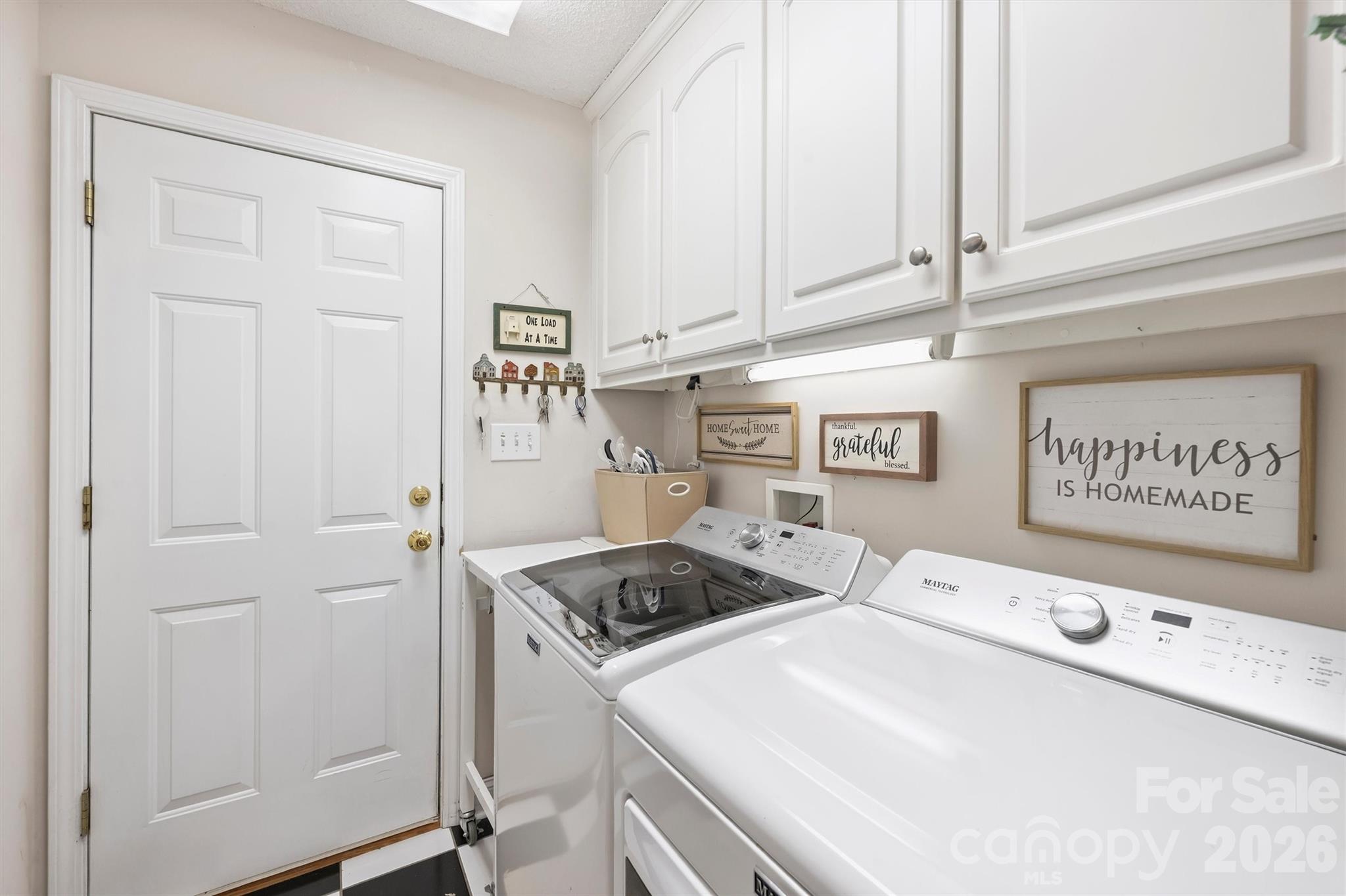 1302 Laurel Woods Drive, Gastonia, NC - photo 37 of 45
