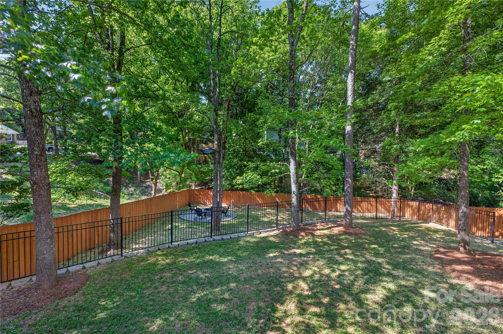 7407 Limerick Drive, Charlotte, NC - photo 37 of 38
