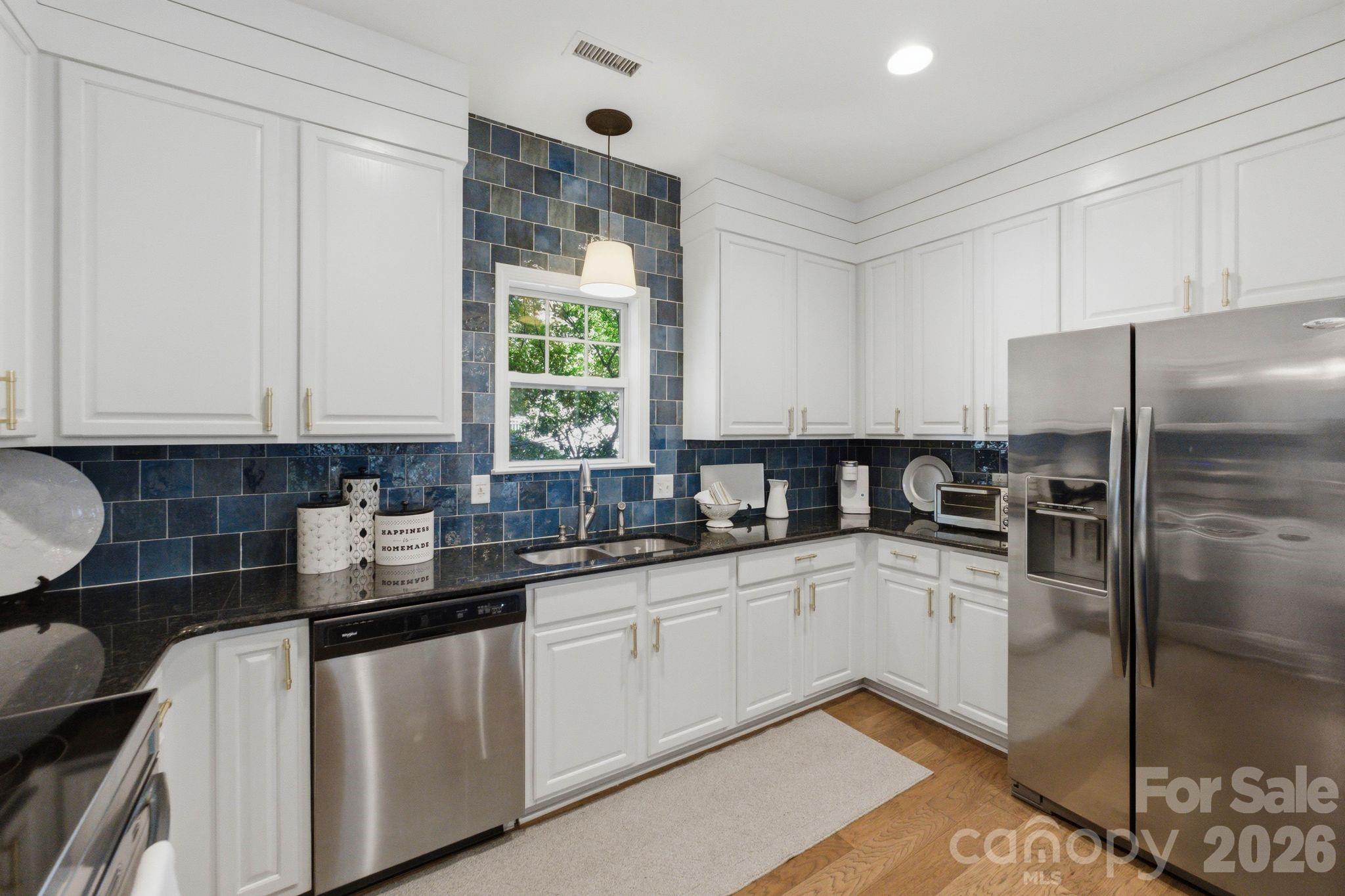 Photo 17 of 1016 W 1st Street, Charlotte, NC